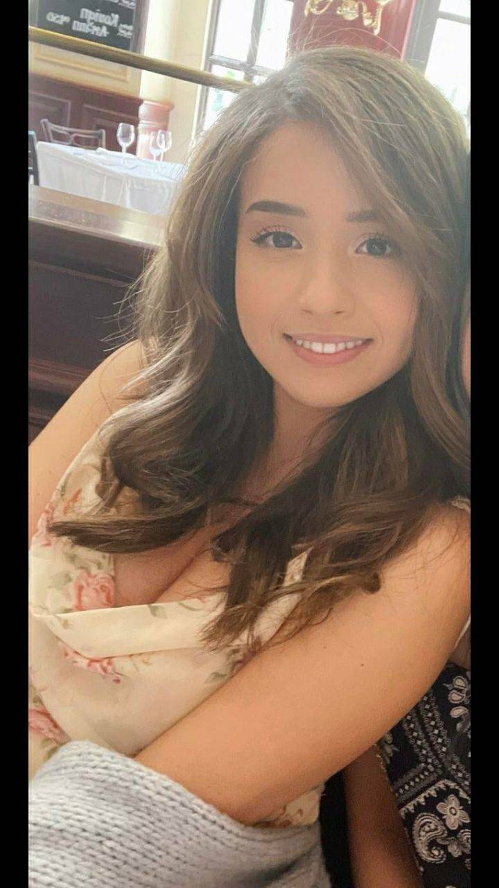 [Discord CrazyRichthofen#1211] lets mic and stroke to poki | Scrolller