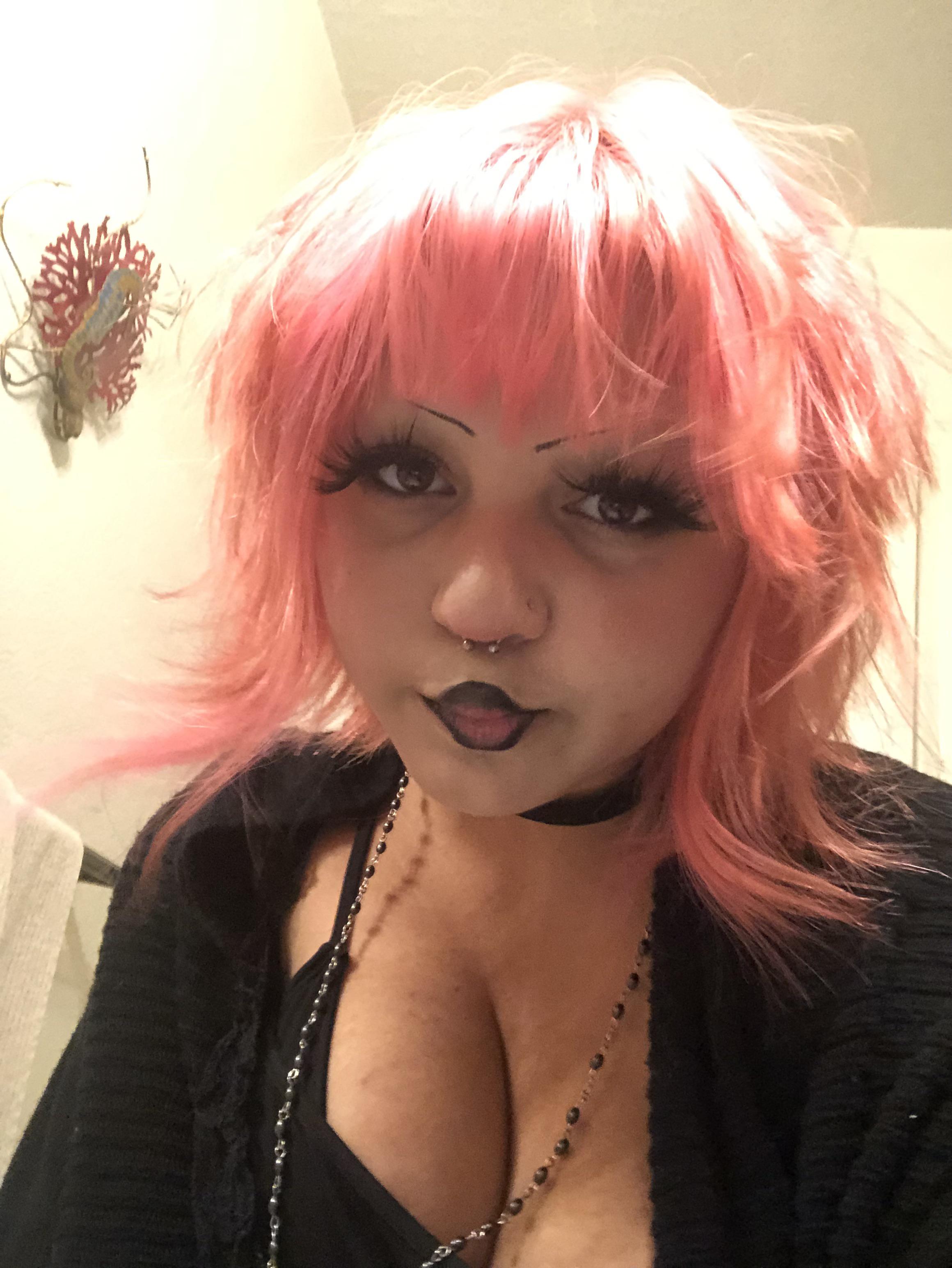[discord: skunkpunk#7149] does anyone want to stroke with me for this alternative girl? | Scrolller