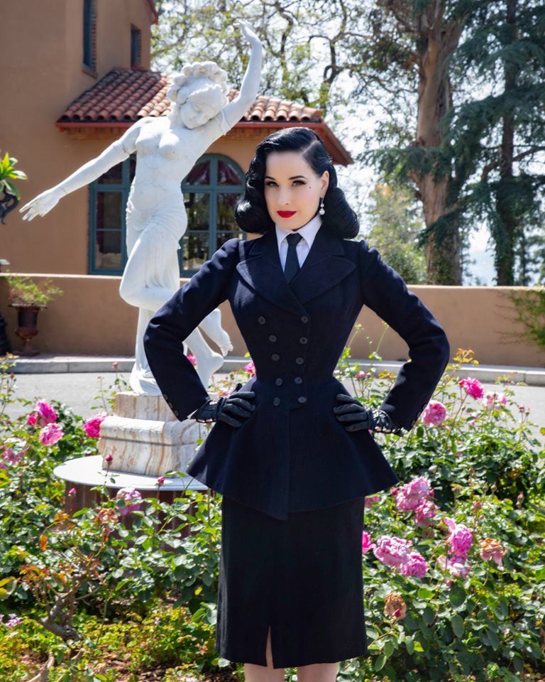 Dita - in a nice coat | Scrolller