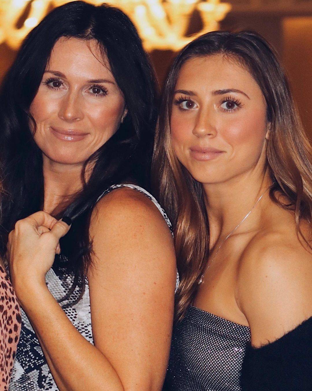 Division 1 athlete and her mom | Scrolller