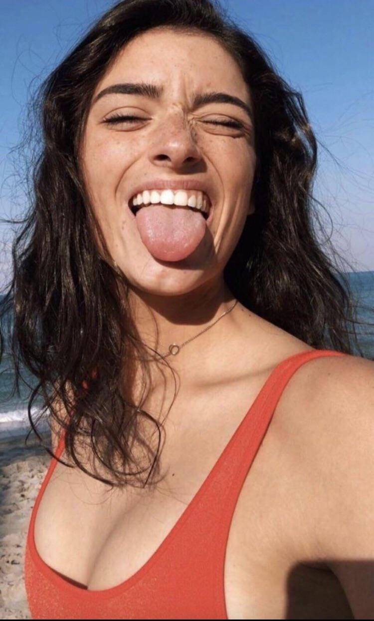 Dixie damelio is so hot | Scrolller