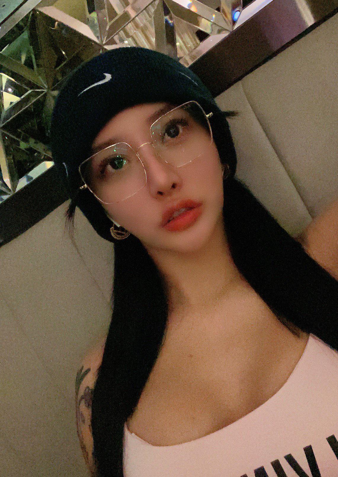 Dm if you want to cum tribute this slutty whore kik: r4peeeeee (must start off with a cock trib ...