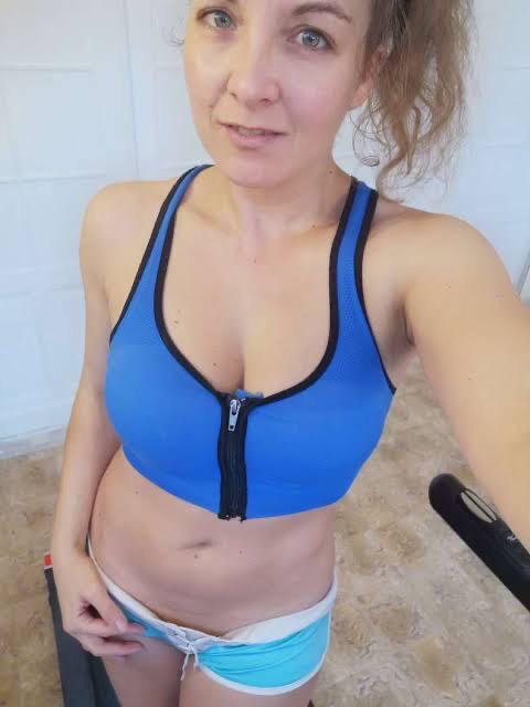 Sissy can come in for task Snapchat: mistressannie21 or kik: mistressannie121 | Scrolller