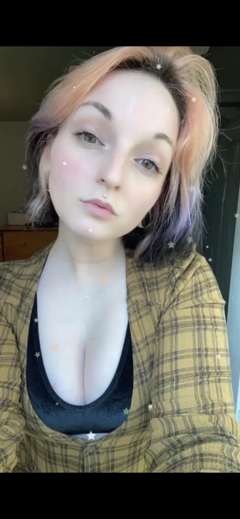 Do I belong here guys 🥺 | Scrolller