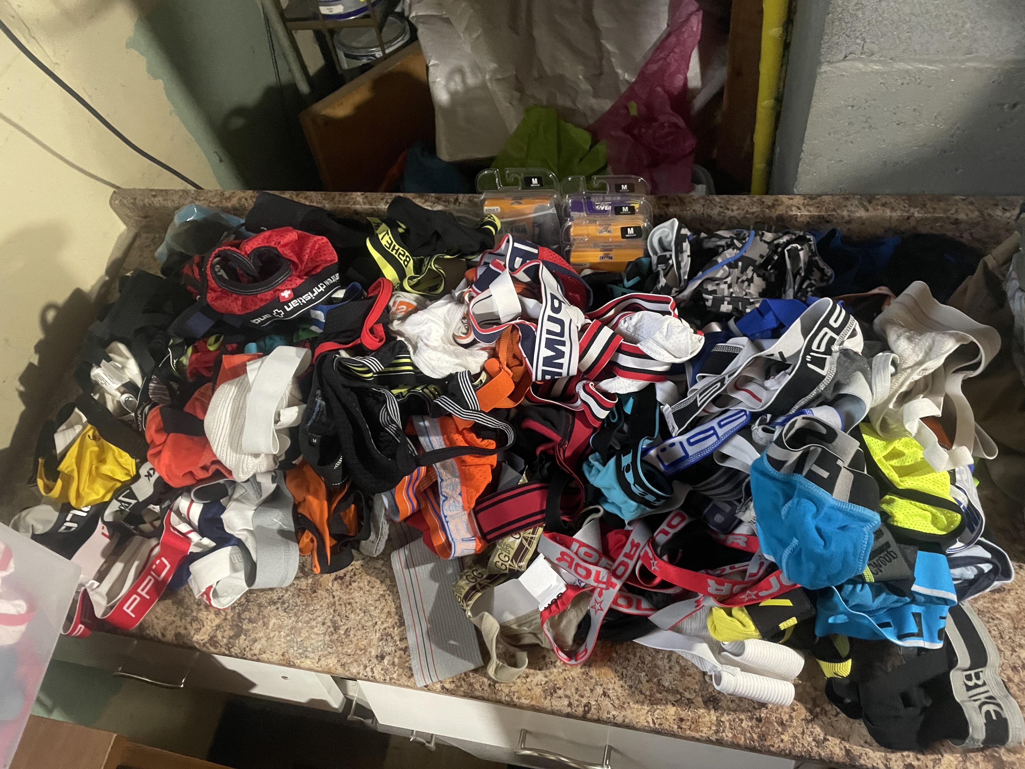 Do I have too many jocks? | Scrolller