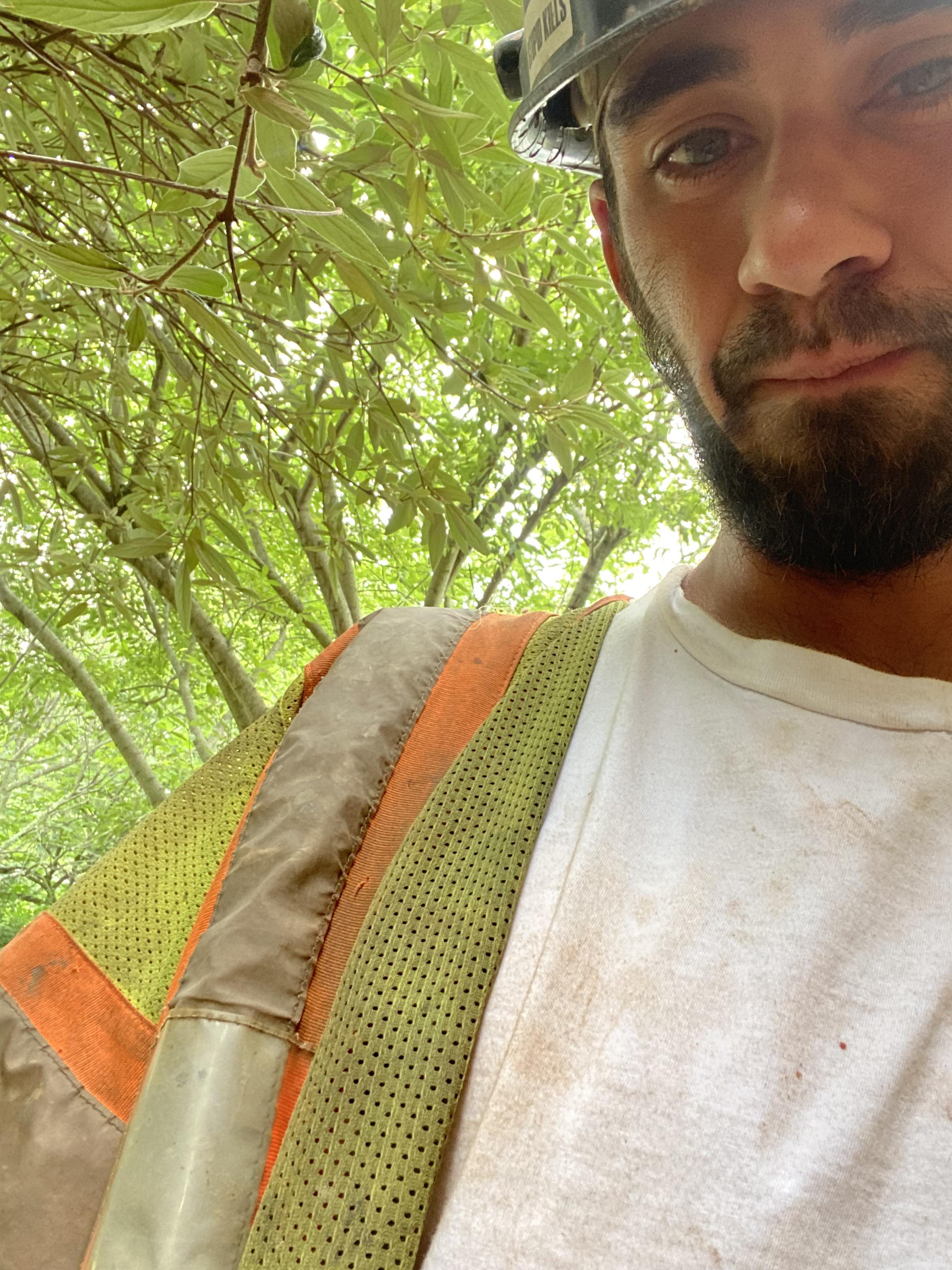 Do I look pretty today? M27 | Scrolller