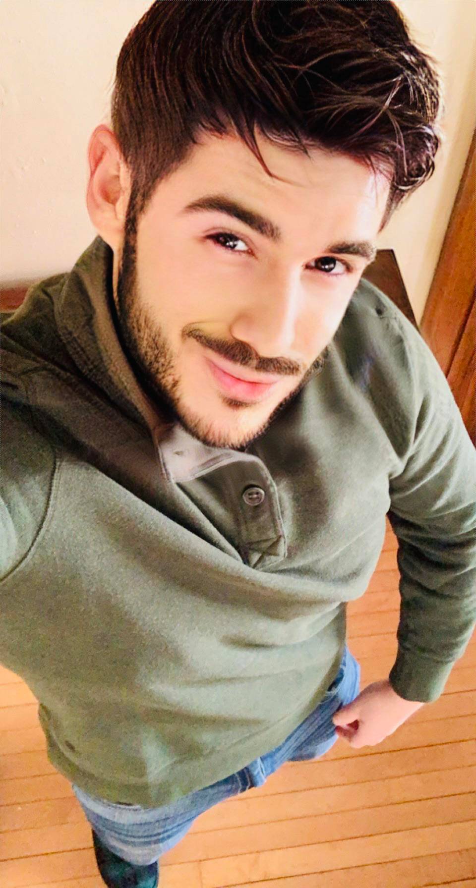 Do I qualify? | Scrolller