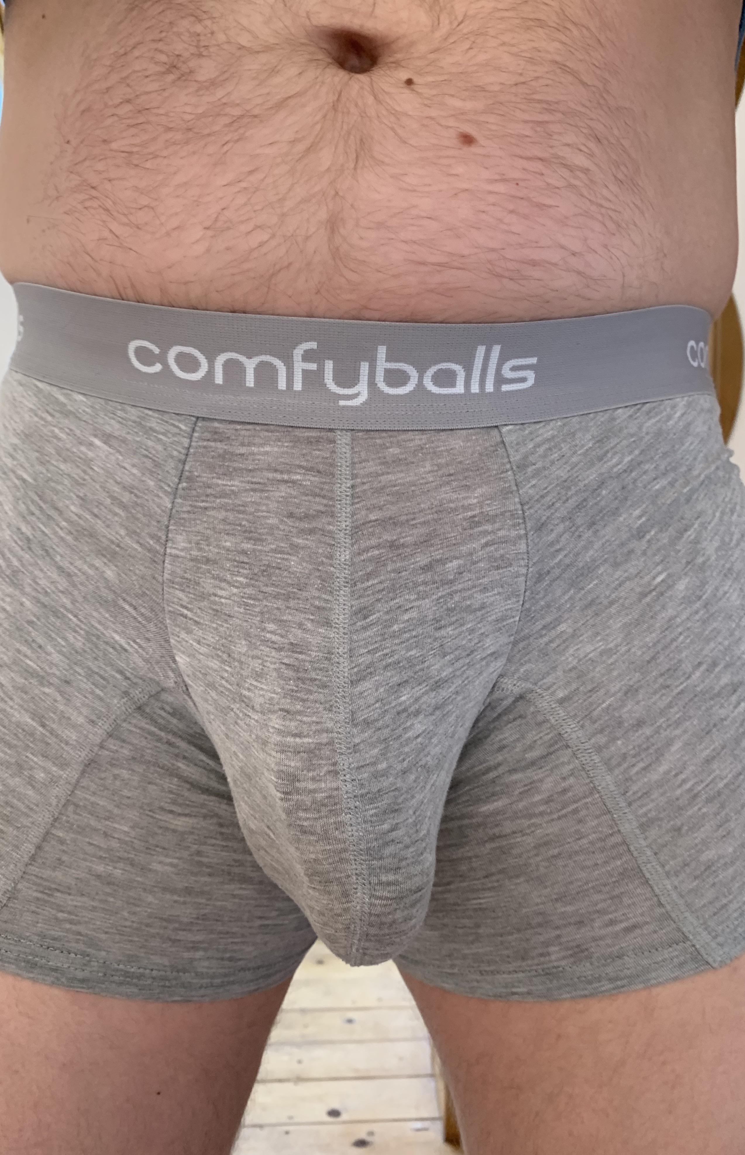 Do my balls look comfy? | Scrolller