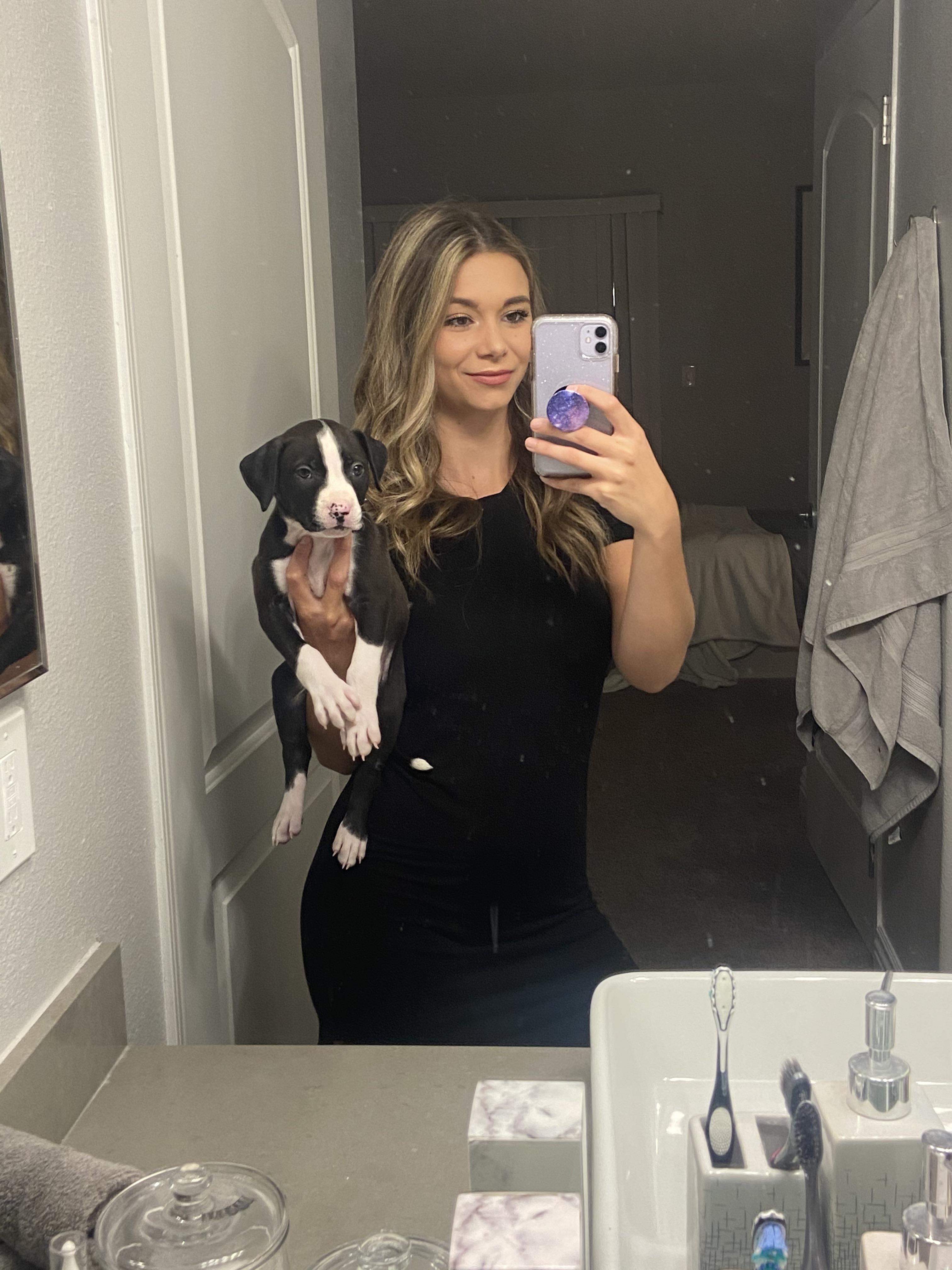 Do puppy selfies count? [25F] | Scrolller
