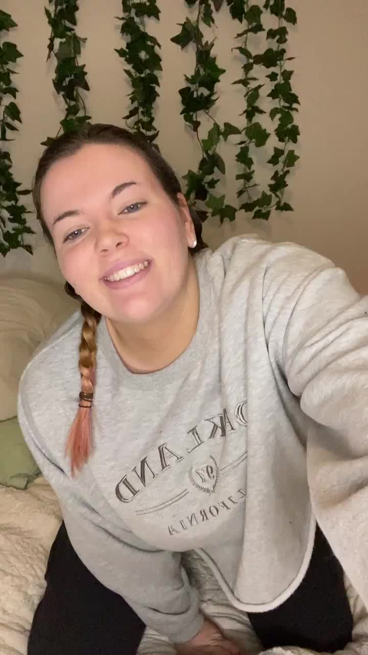 Do soft tummies turn you on? | Scrolller