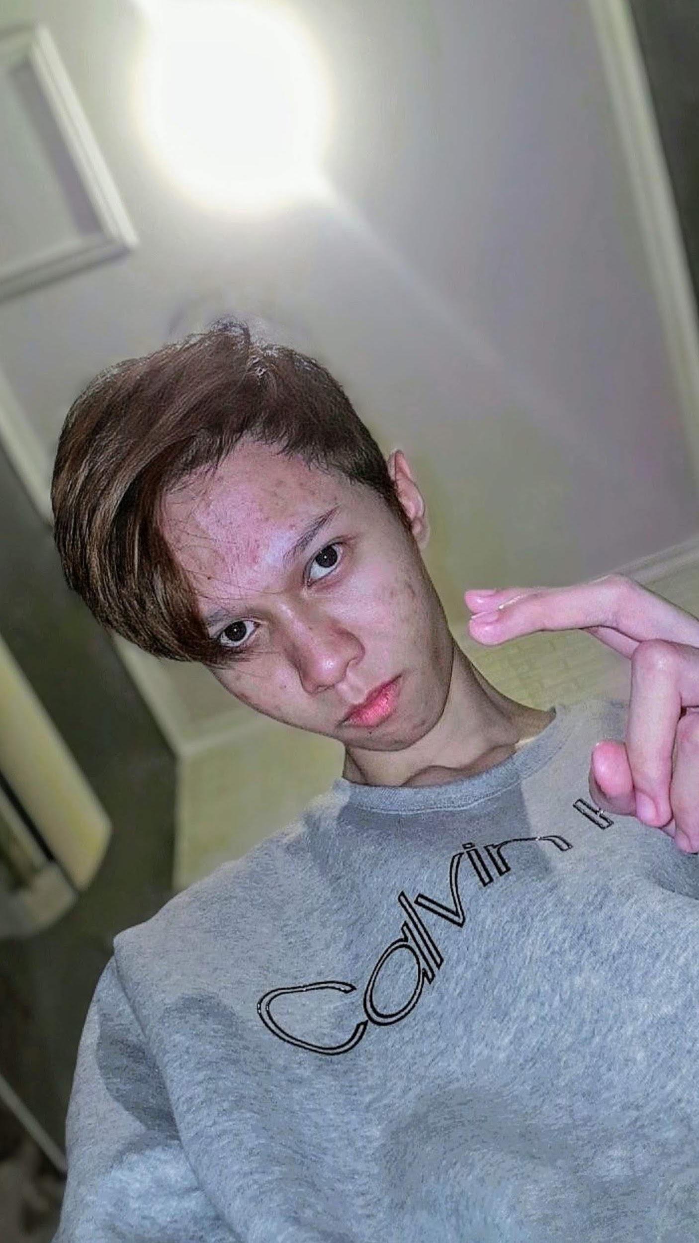 Do u like smol twinks? 👉👈 | Scrolller