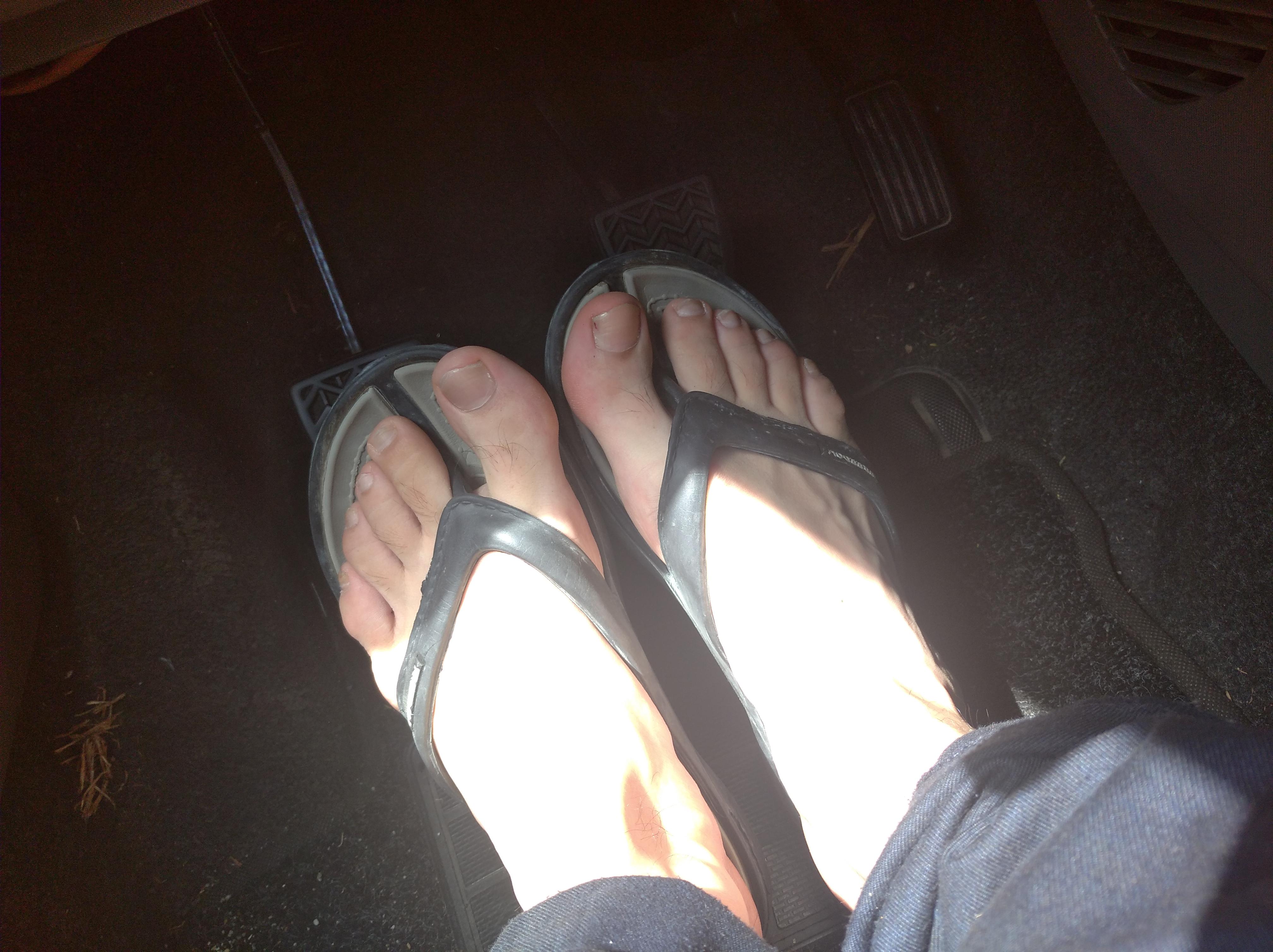 Do you enjoy flip flops? | Scrolller