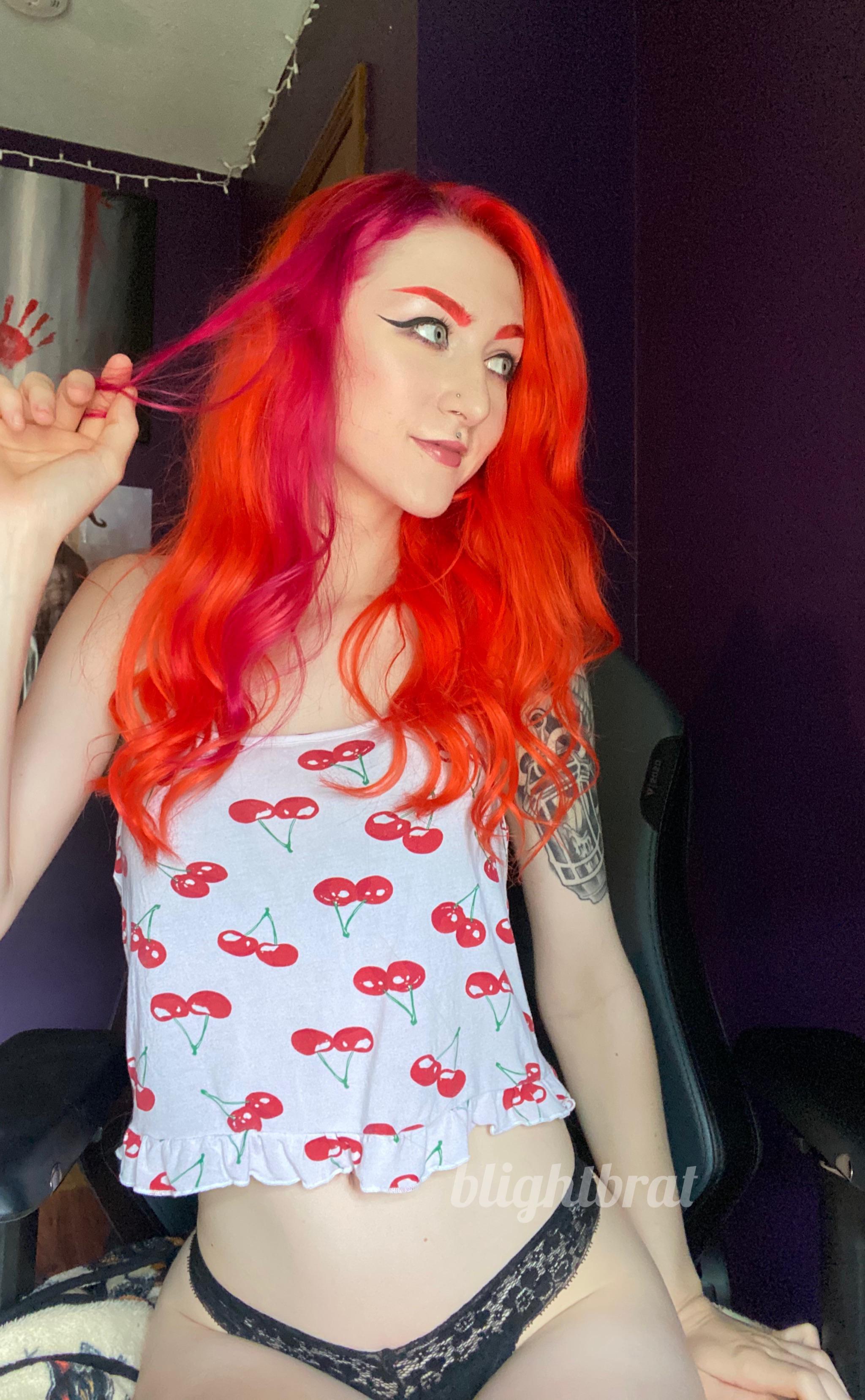 do you like cherries? 😈🍒 | Scrolller