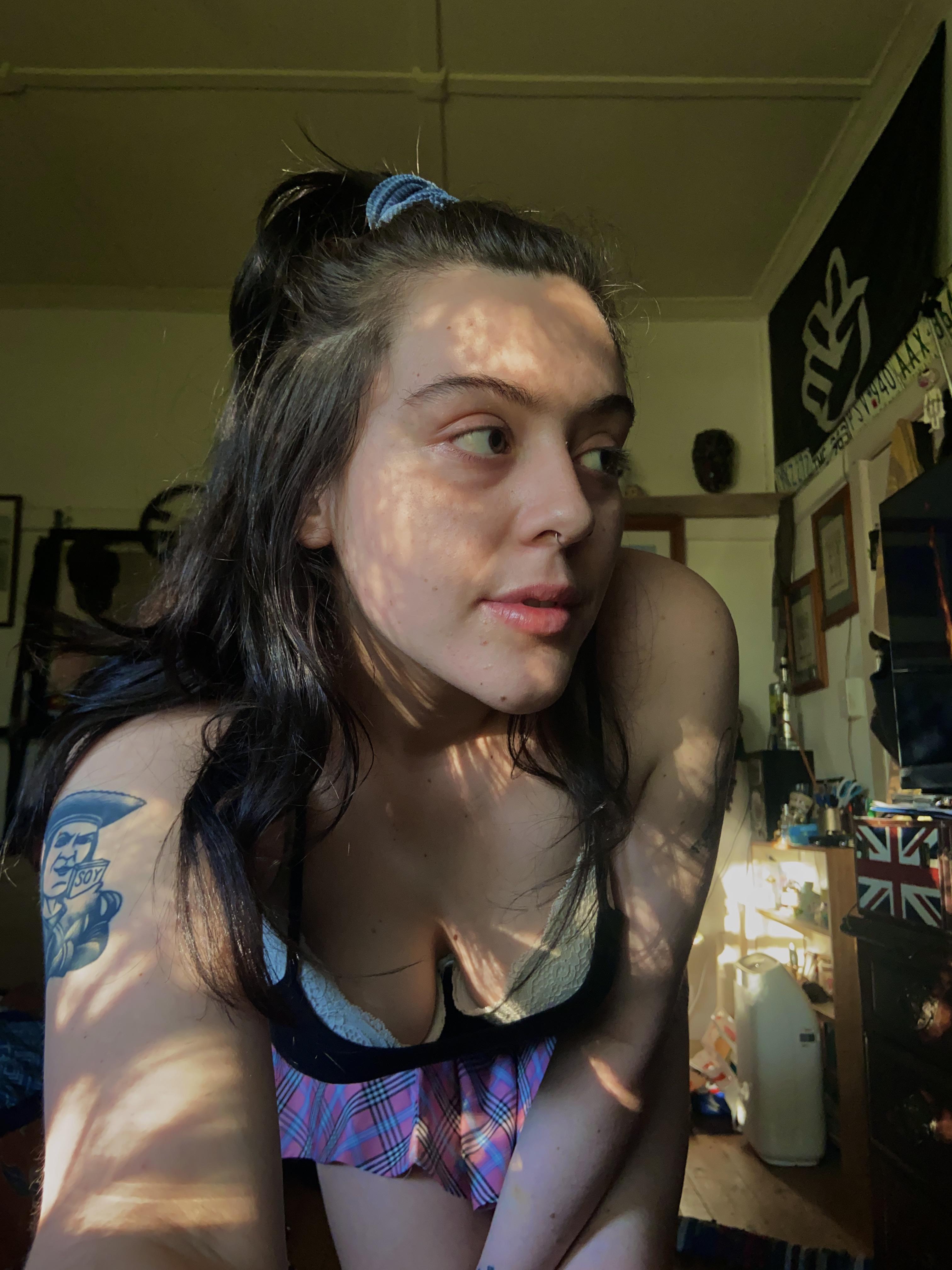 do you like cleavage? 💖 | Scrolller