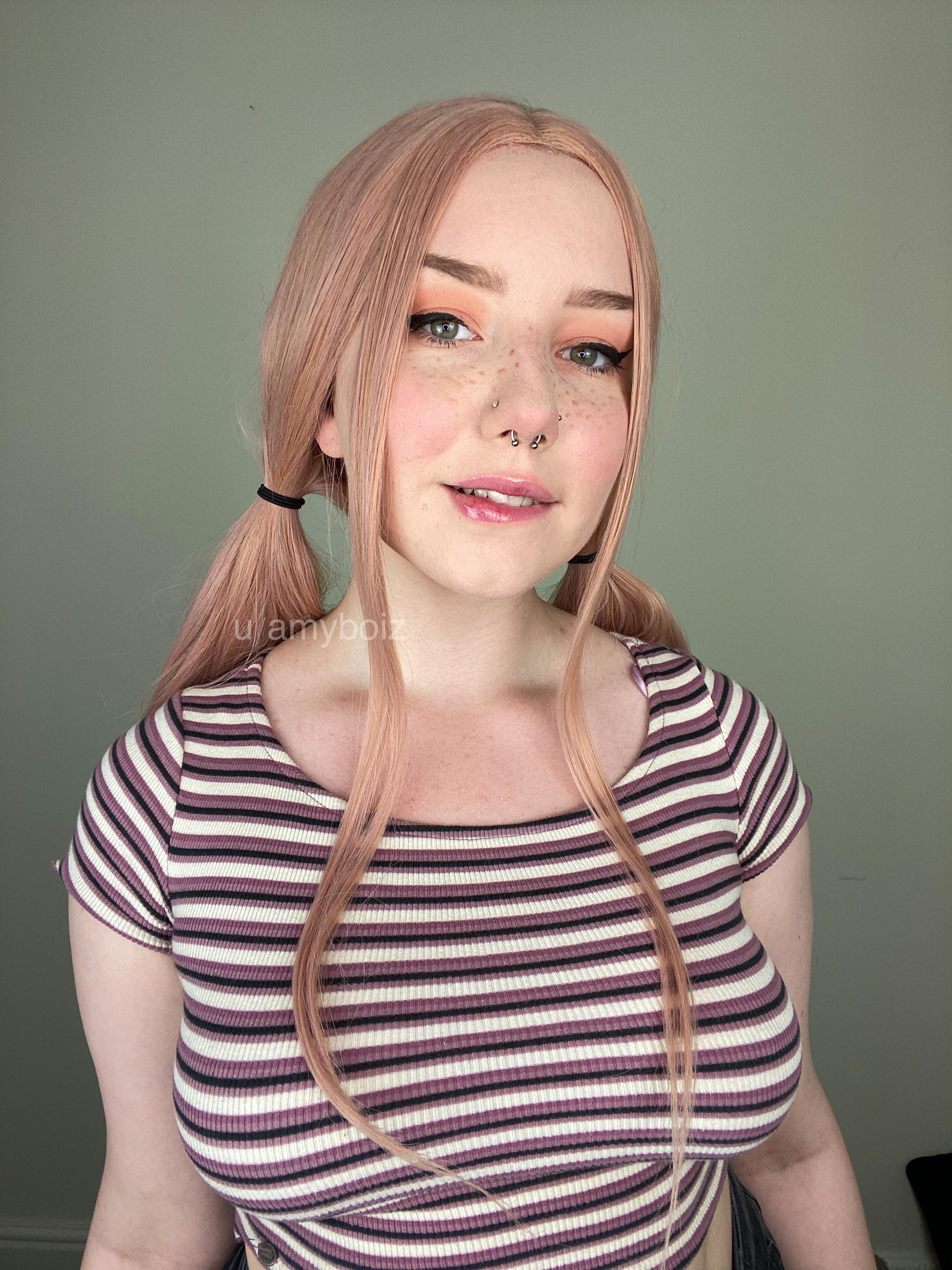 Do you like my eyes? | Scrolller