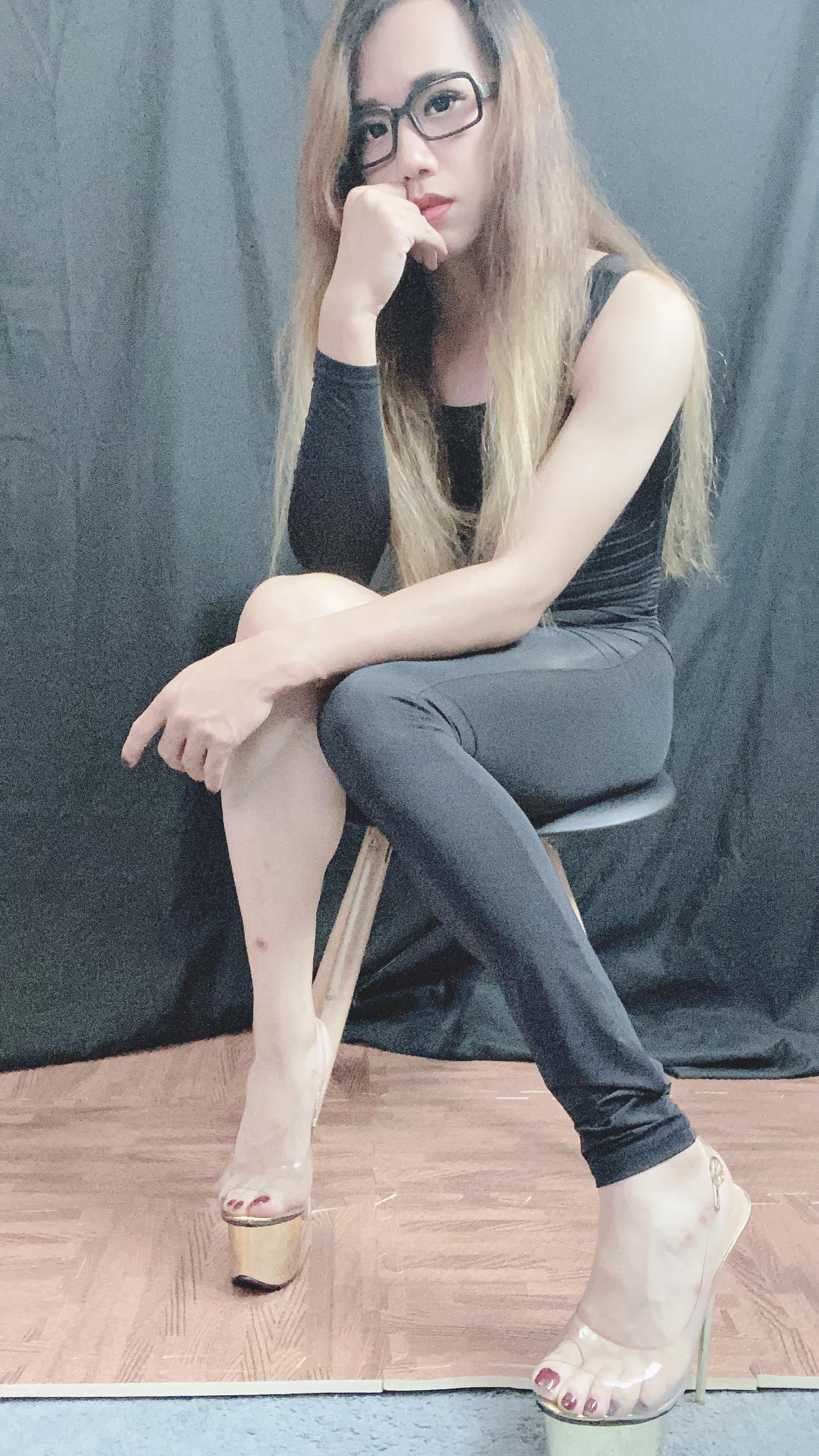 Do you like my feet | Scrolller