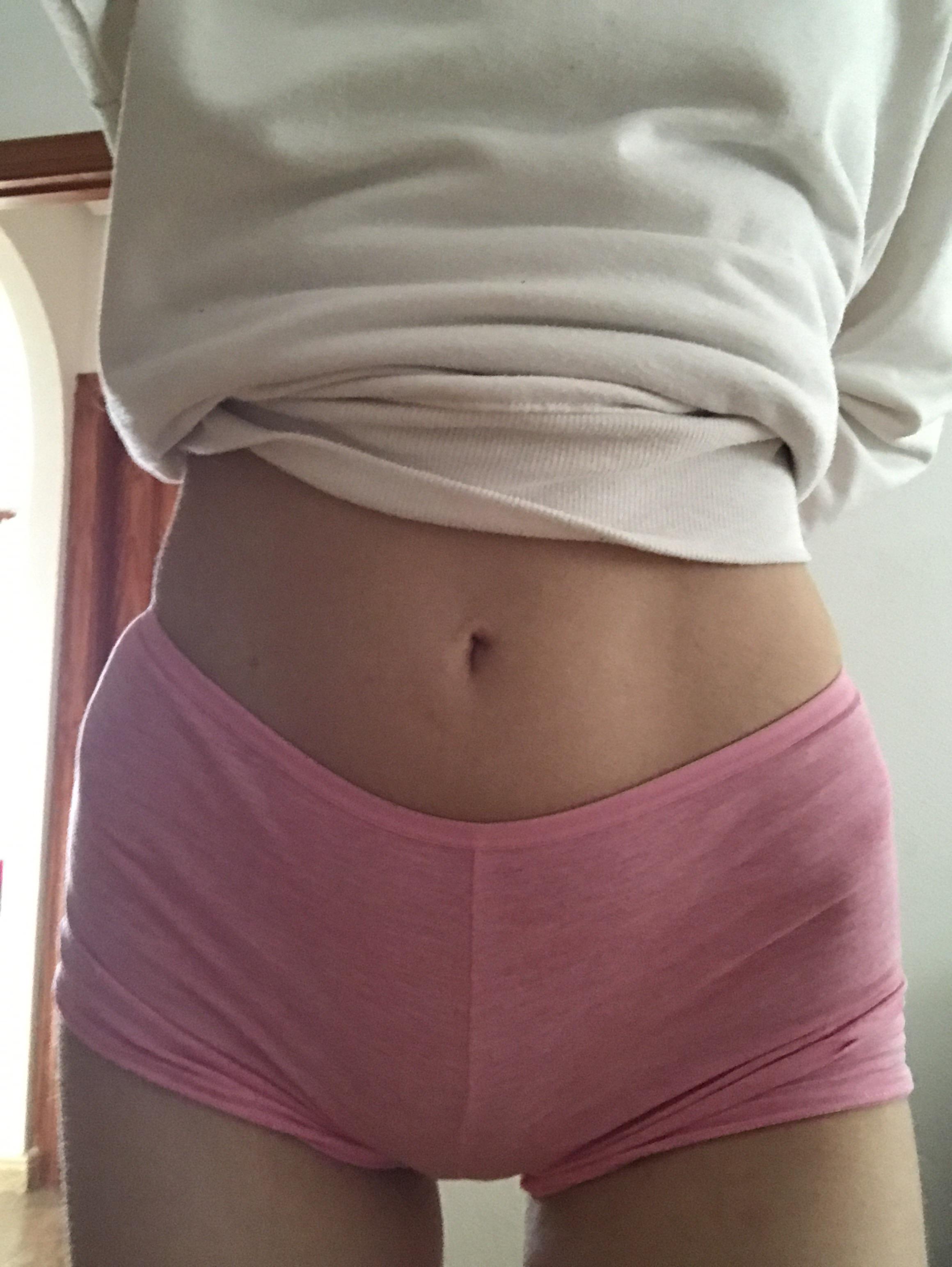 Touch my button | Scrolller