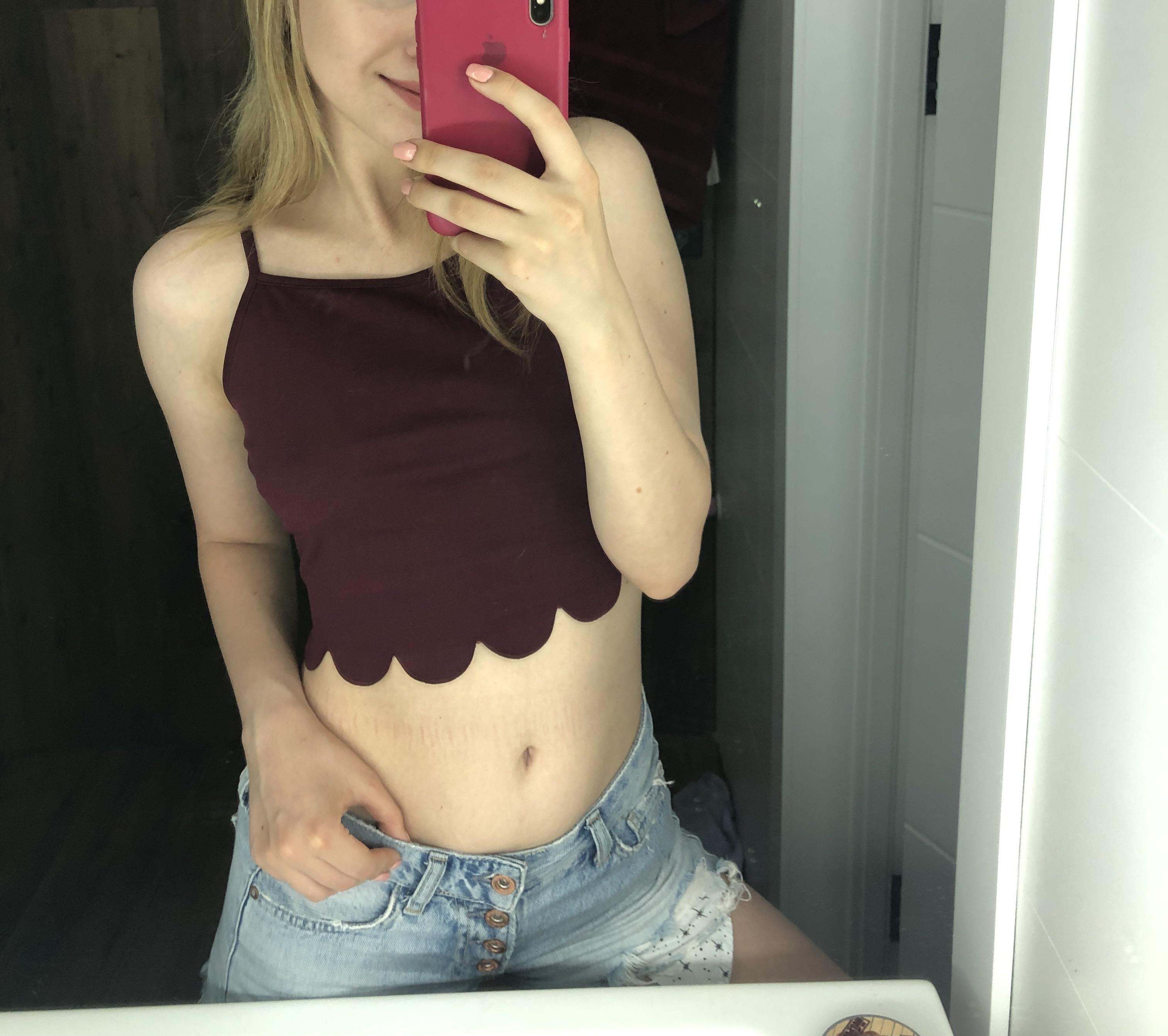 Do you like enjoying my tummy? | Scrolller