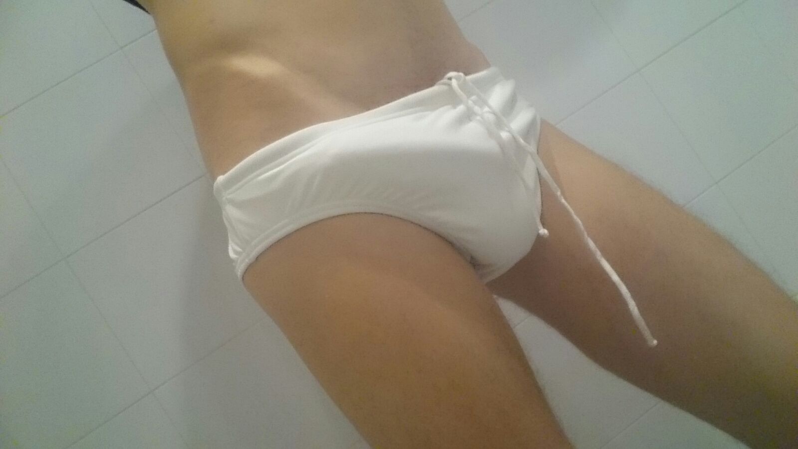 Do you like my white speedo? :) | Scrolller