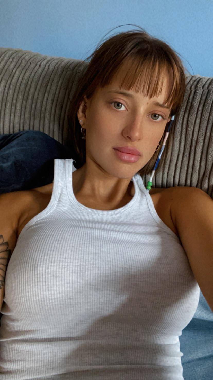 Am I cute | Scrolller