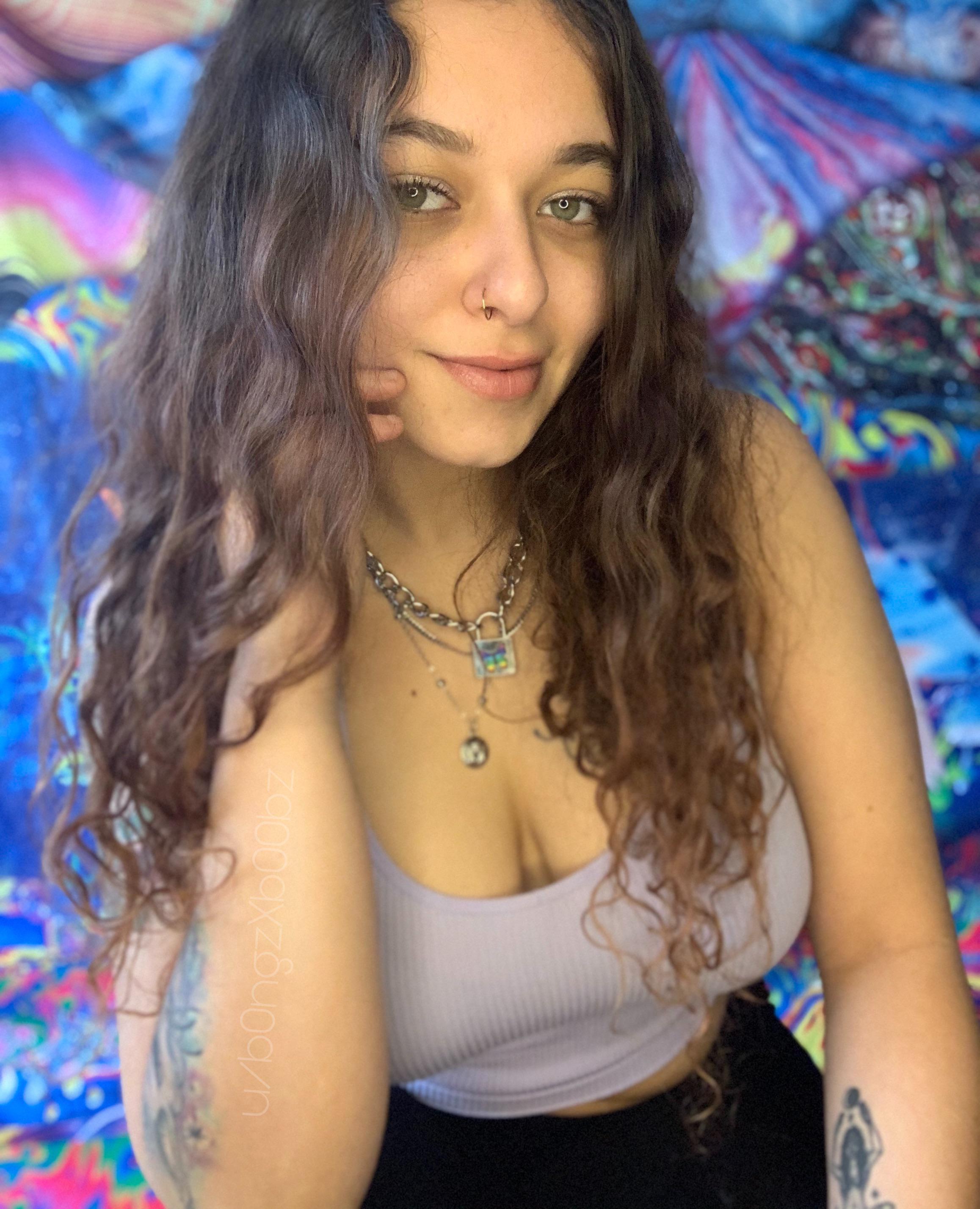 Loving this new backdrop💜🍄 [18+] | Scrolller