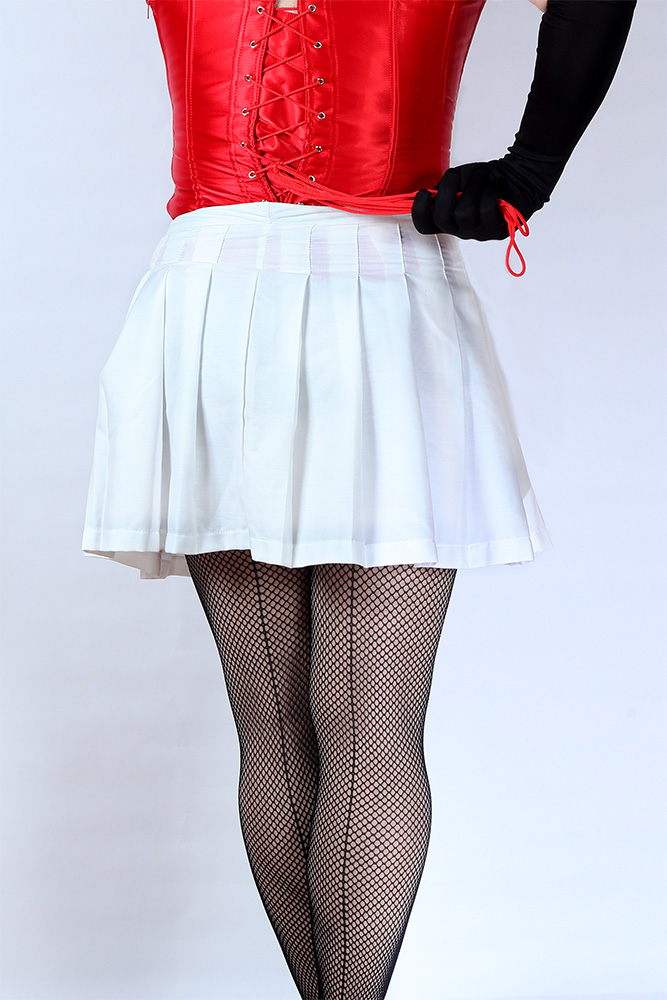 Do you wonder what's under my skirt? | Scrolller