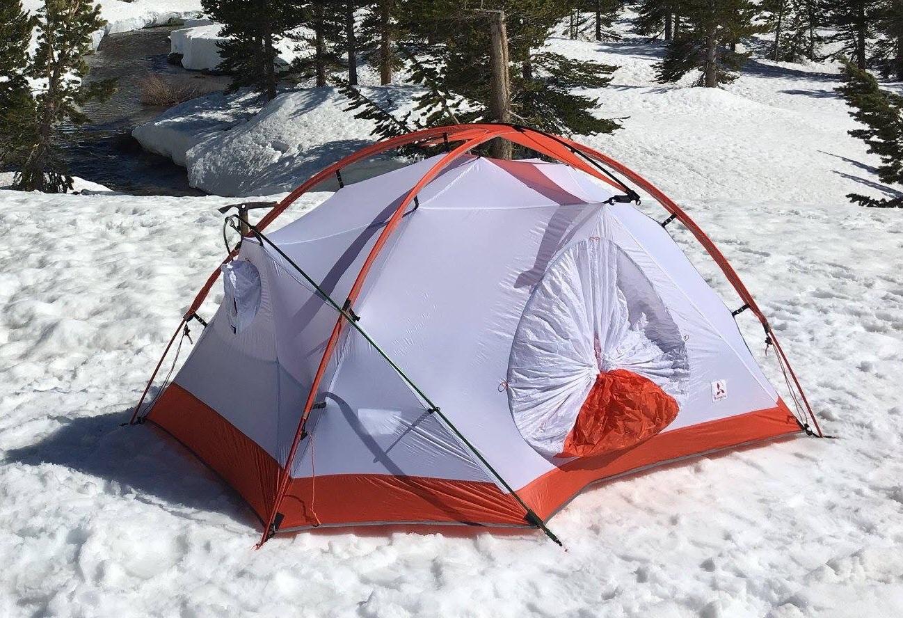 Does anyone know the brand and model of this tent? Thanks! | Scrolller
