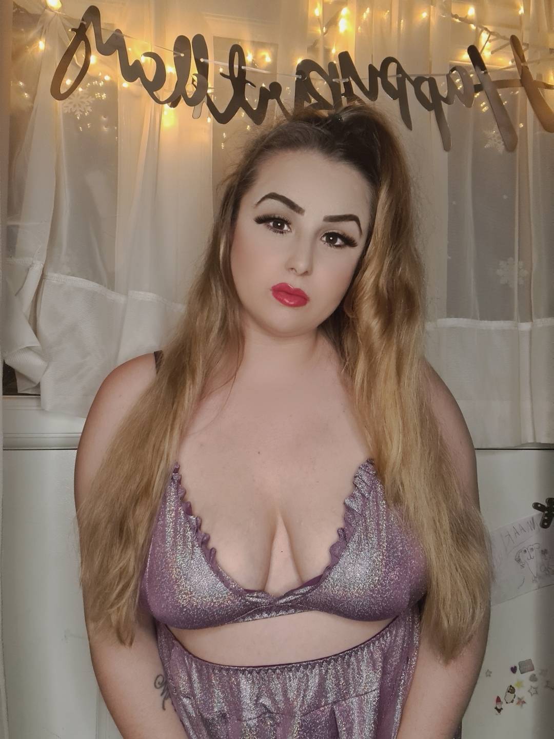 Does this count?🤭🍒 | Scrolller