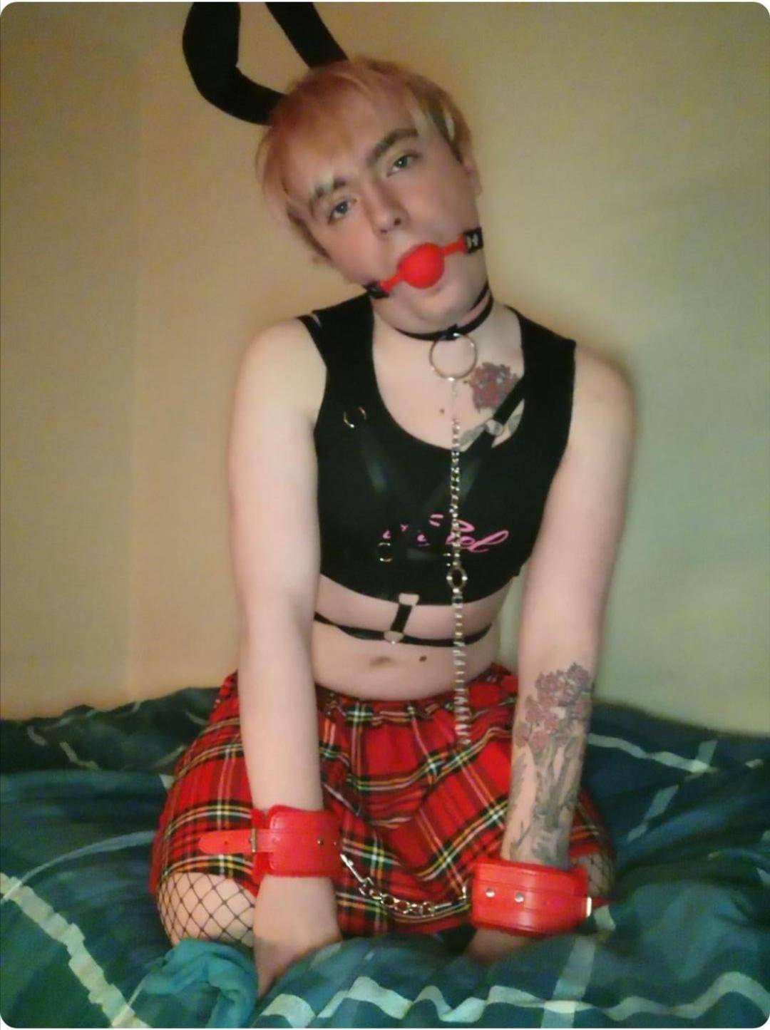 Dominate me | Scrolller