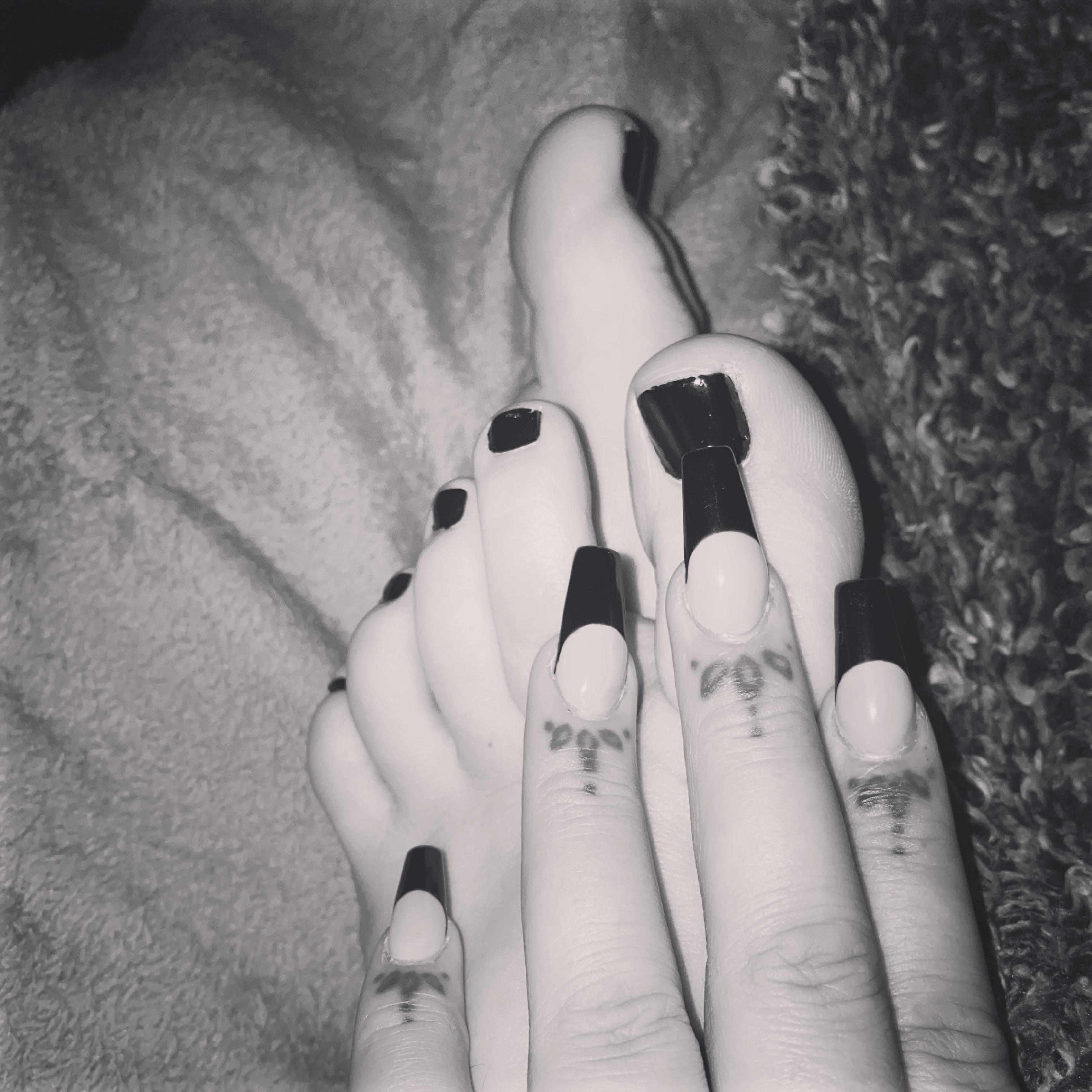 [domme] dm for more you worthless pig. | Scrolller