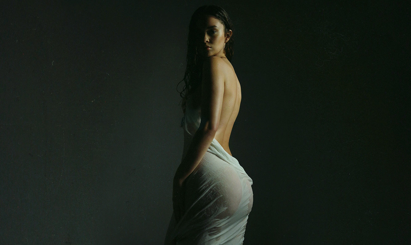 Don't let me down Visual | Scrolller