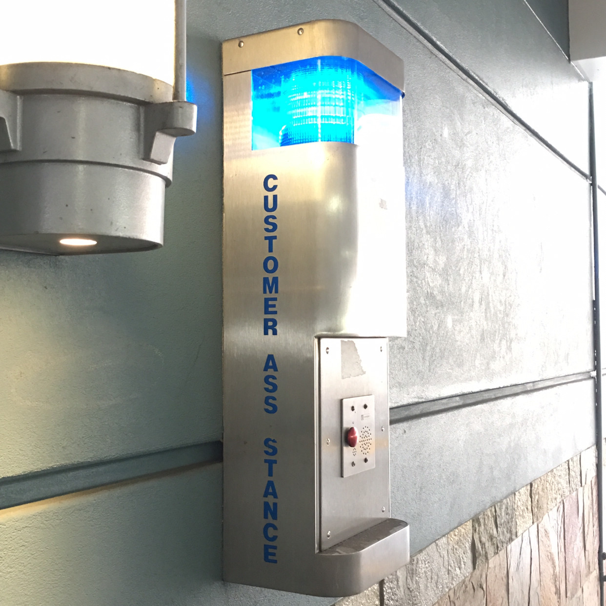 Don't touch that button... You've been warned. | Scrolller