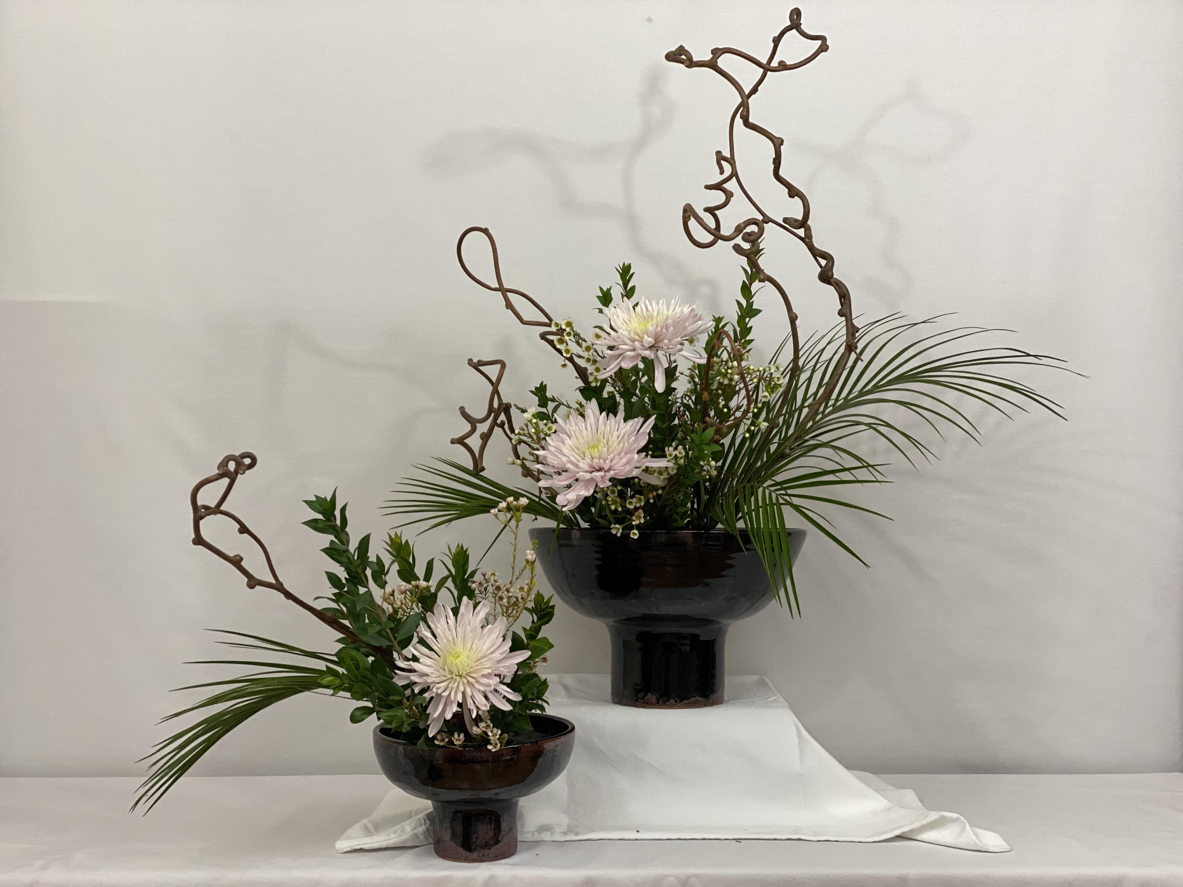 Double Arrangement with Kiwi Vine and Cremons | Scrolller