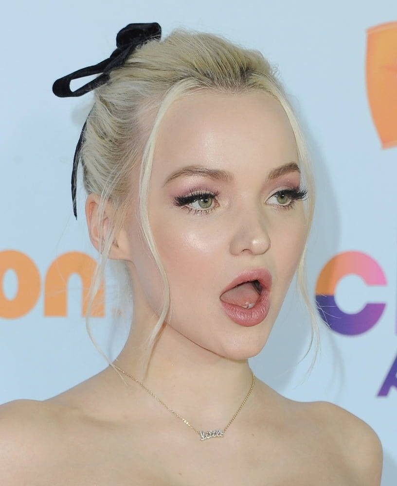 Dove Cameron Sees How Hard You Are And She Cant Resist Dropping To Her Knees To Worship Your