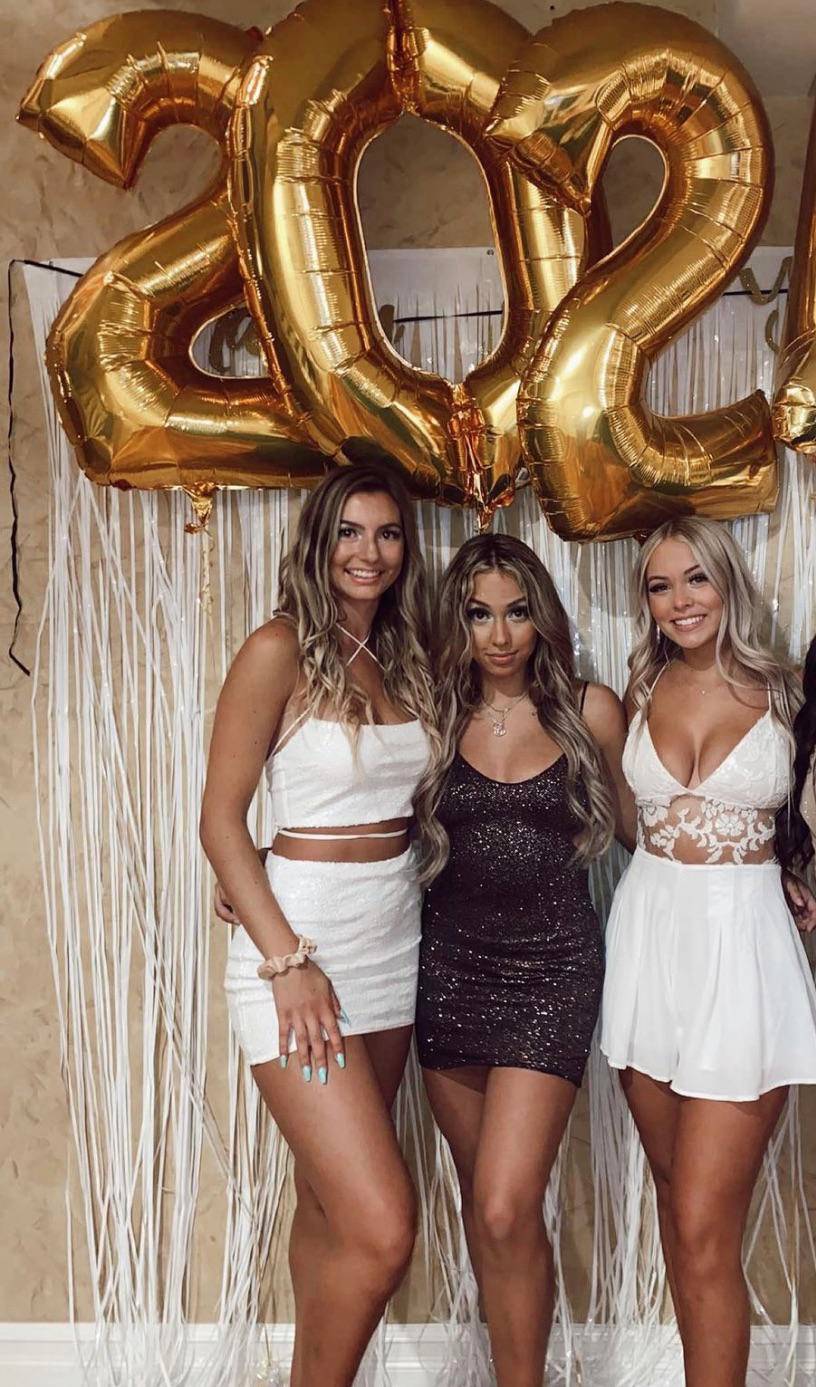 Dressed up | Scrolller