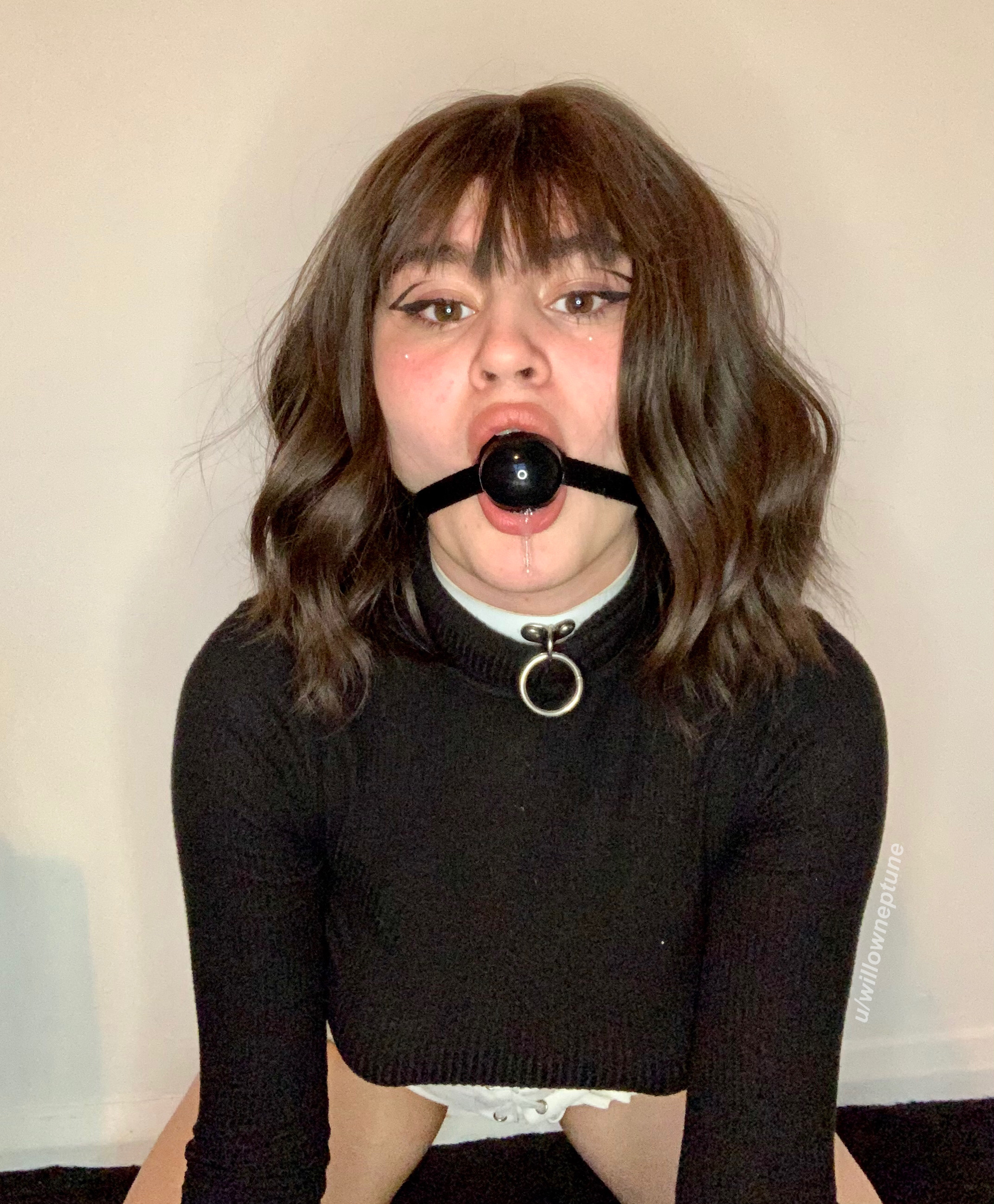 drooling dolly | Scrolller