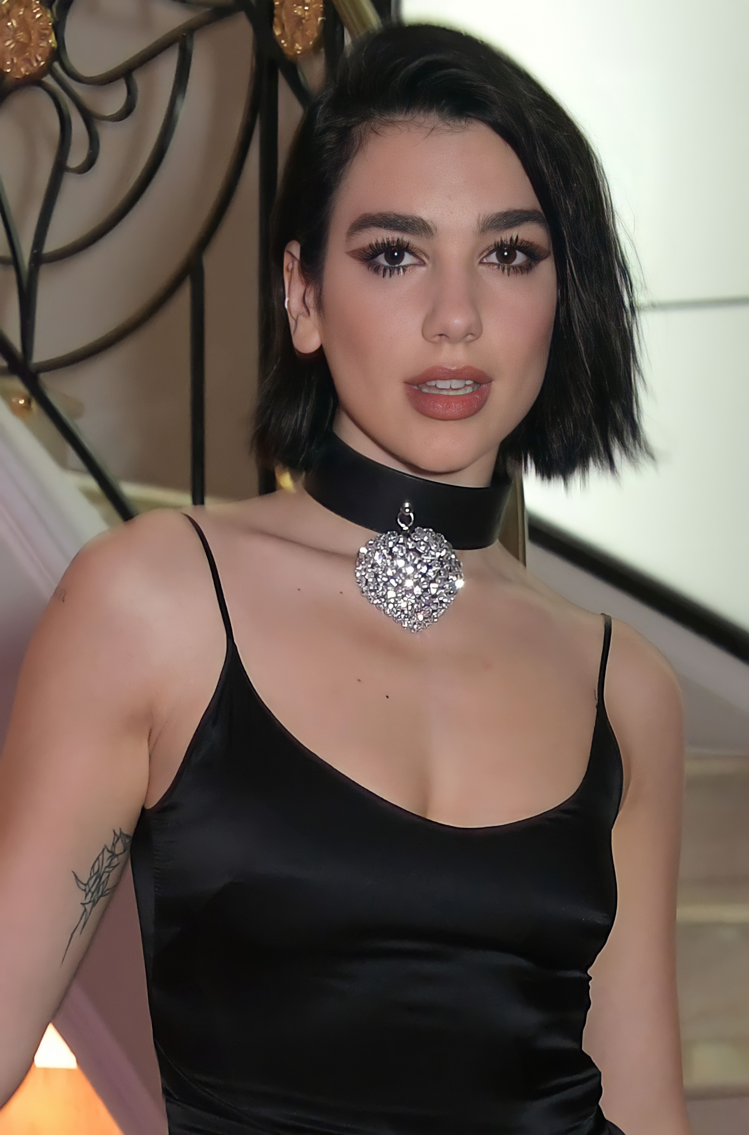Dua in her iconic choker looks so good for Face fucking.. | Scrolller