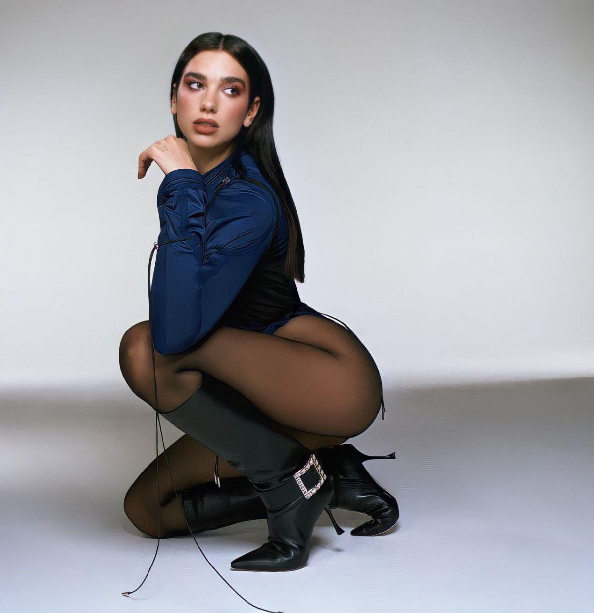 Dua Lipa Scrolller
