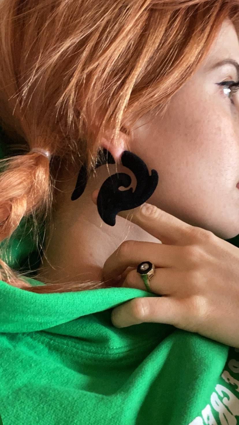 Ear Ring | Scrolller