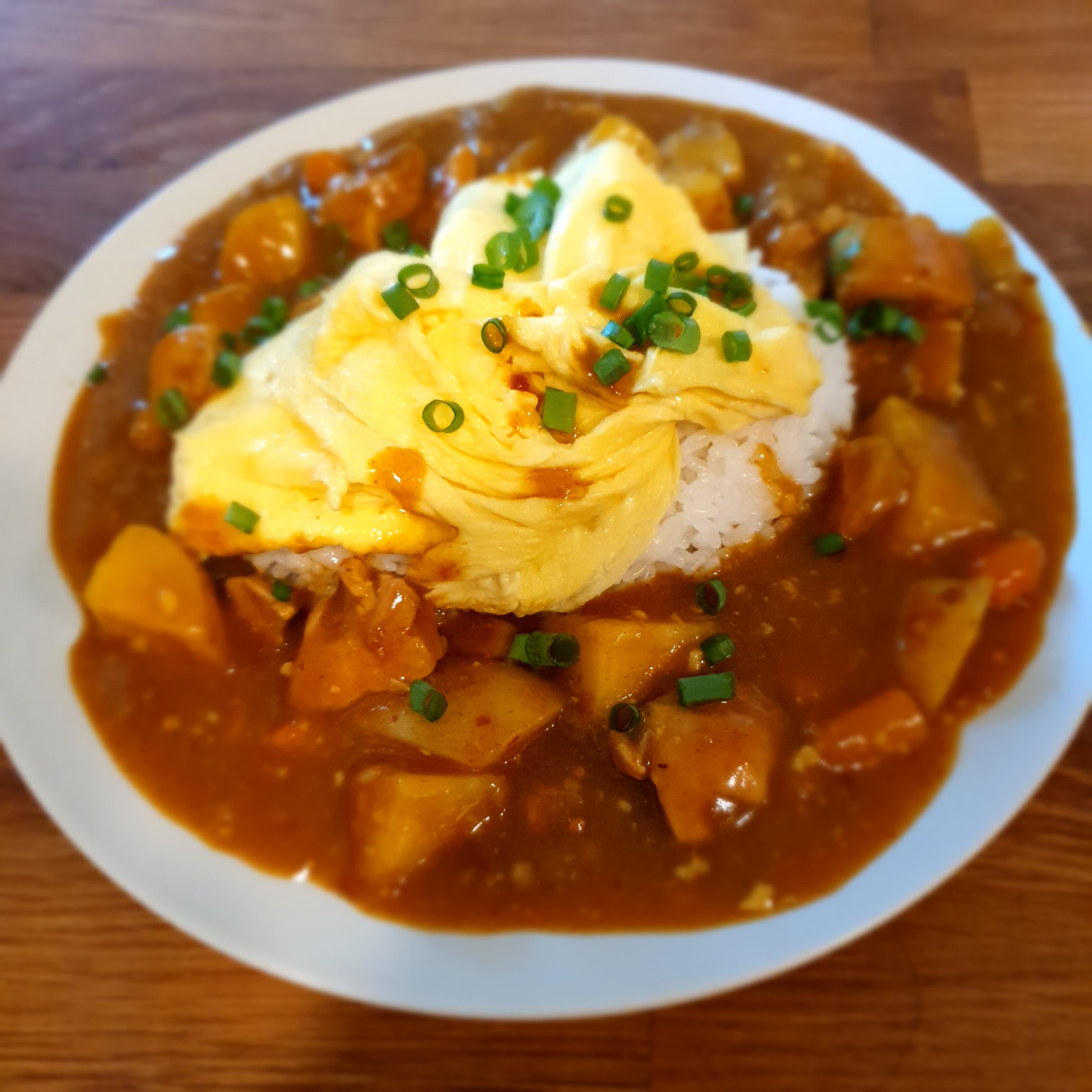 Easy and delicious chicken Japanese curry | Scrolller