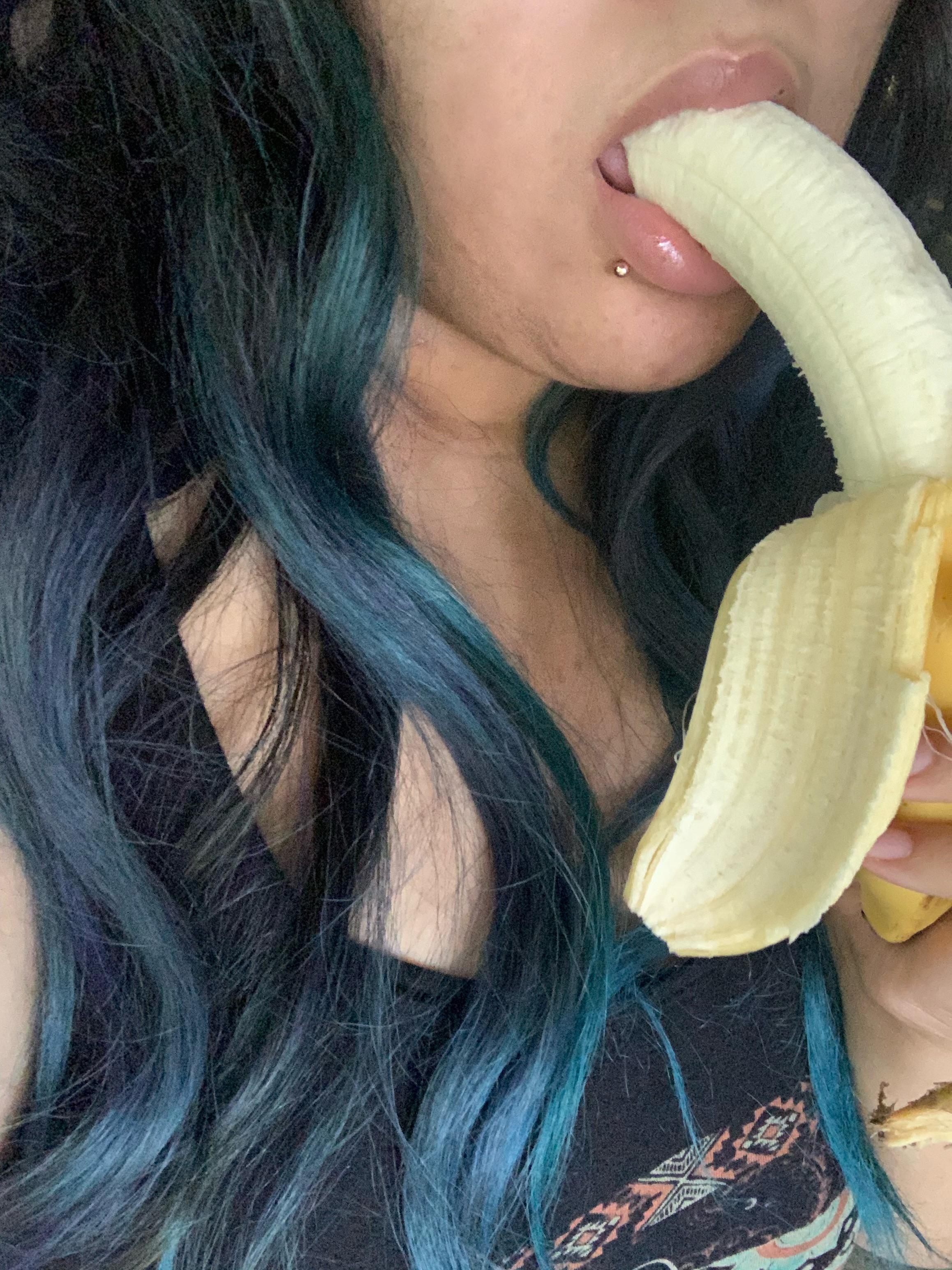 Eat your fruits 🍌 | Scrolller