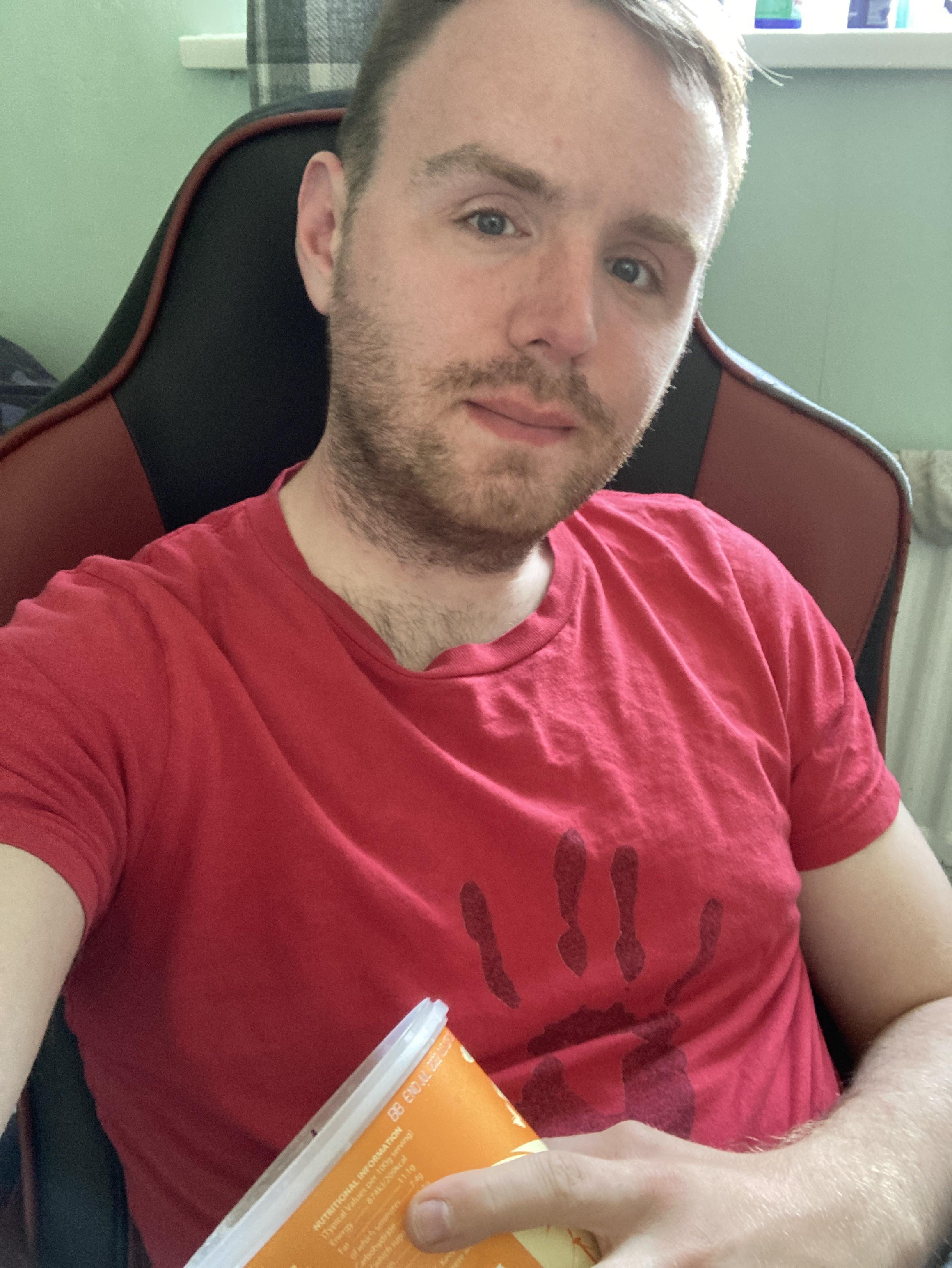Eating Ice Cream After Work Feels Good To Relax 😊 Scrolller