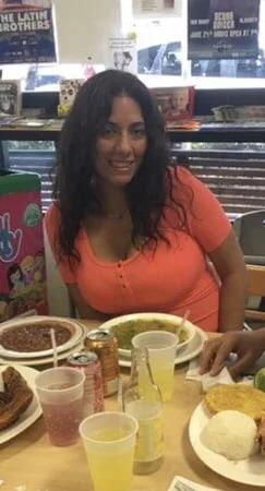 Eating out 👀 | Scrolller