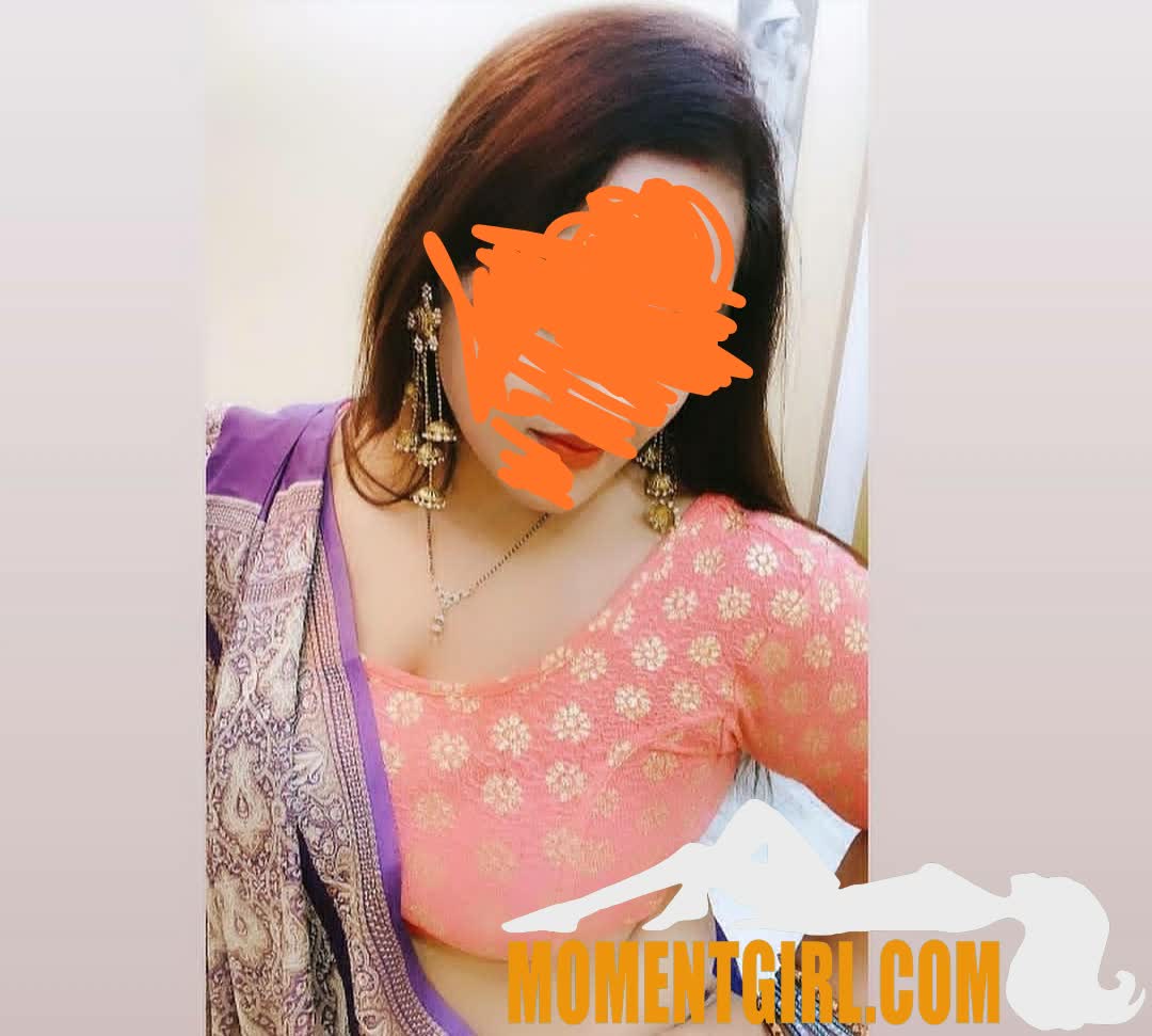 Edited my mums face and again jerked off to her you too can send. momentgirl momentgirl ...