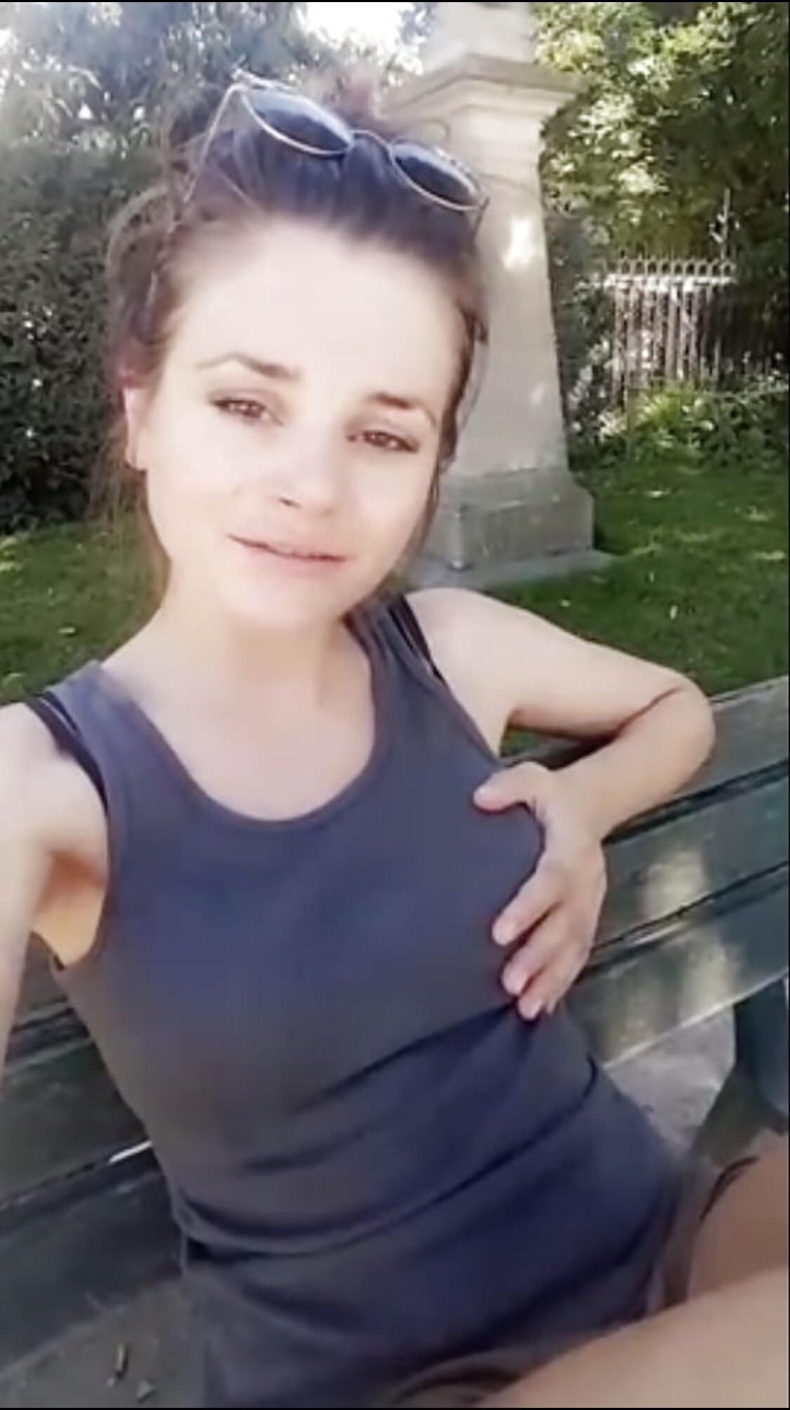 Einfach Hand anlegen 🍒 | Scrolller