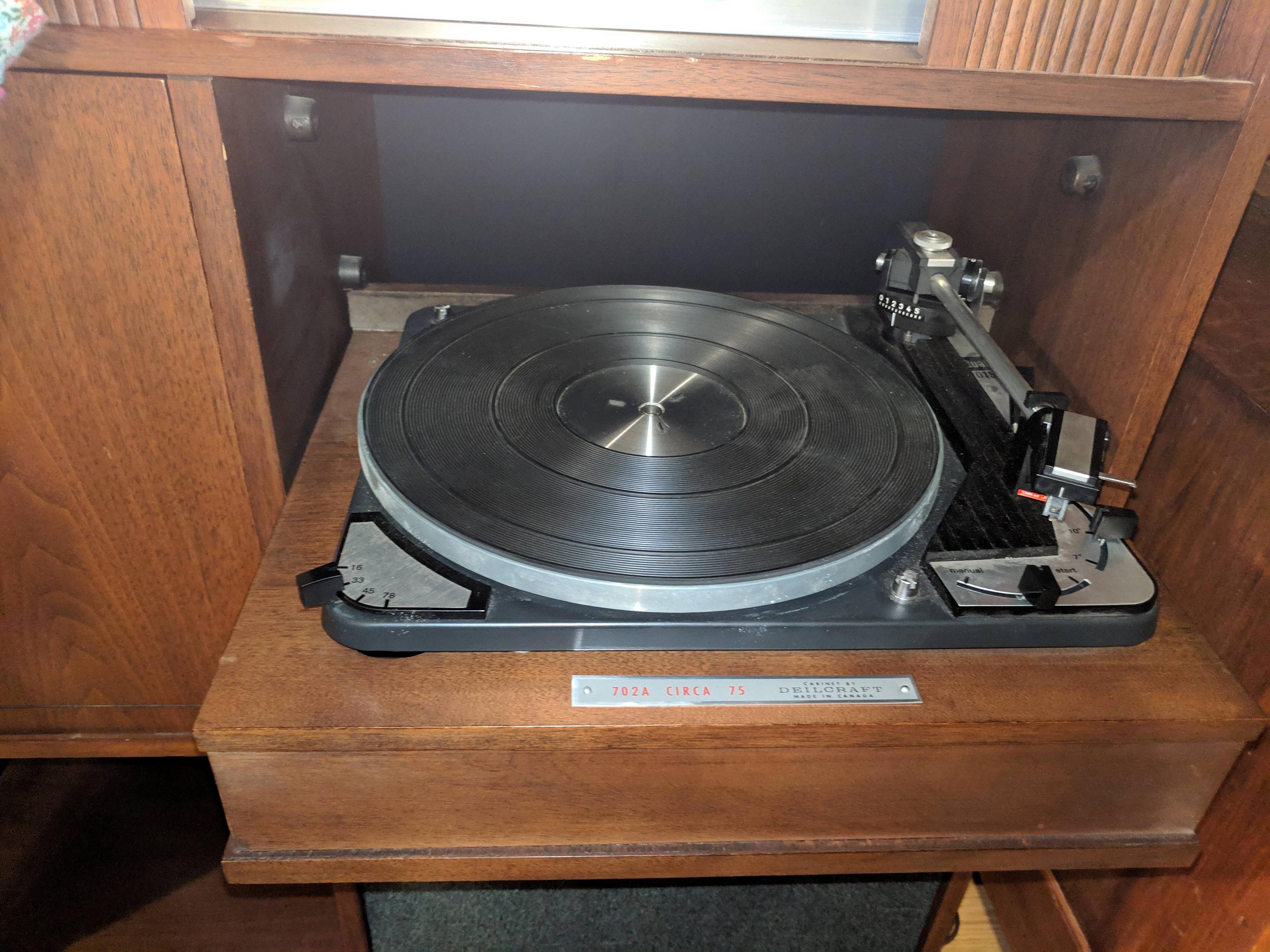Electrohome Circa 75 turntable questions | Scrolller