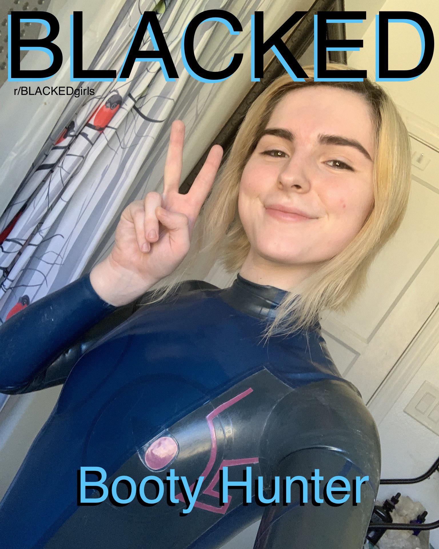 Ella as Samus (Front) | Scrolller