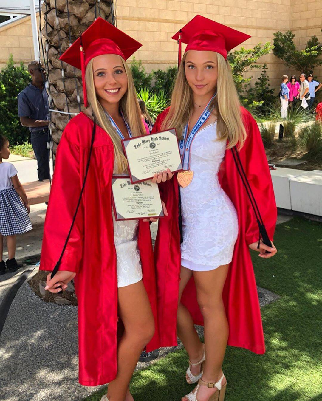 Ellie & Evie Graduation | Scrolller