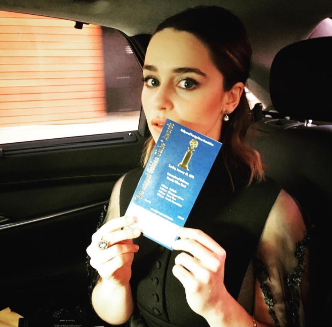 Emilia Clarke Scrolller
