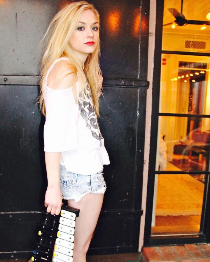 Emily giving us a throwback | Scrolller